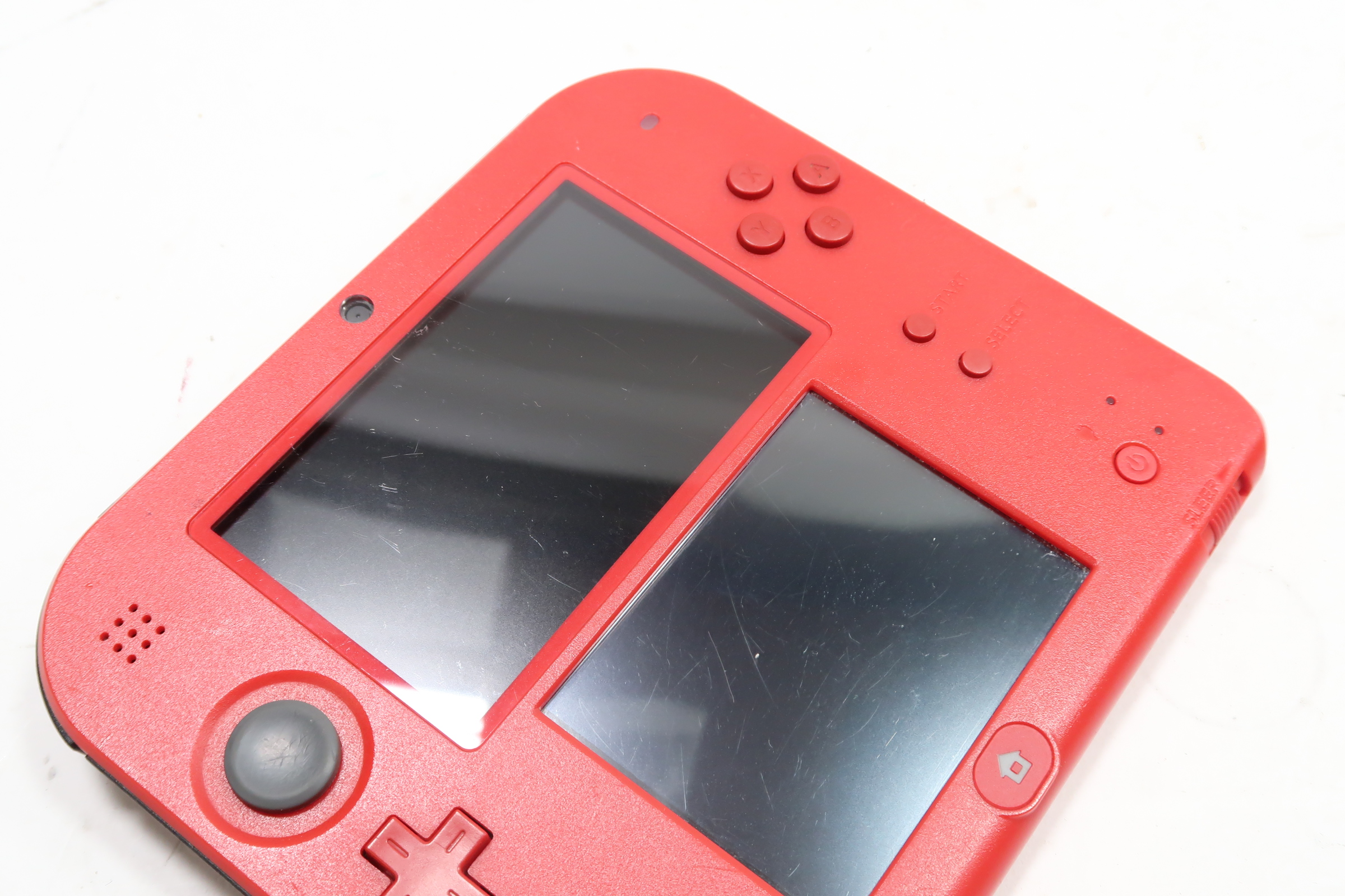 Nintendo 2DS FTR-001 Portable Gaming System - 5596