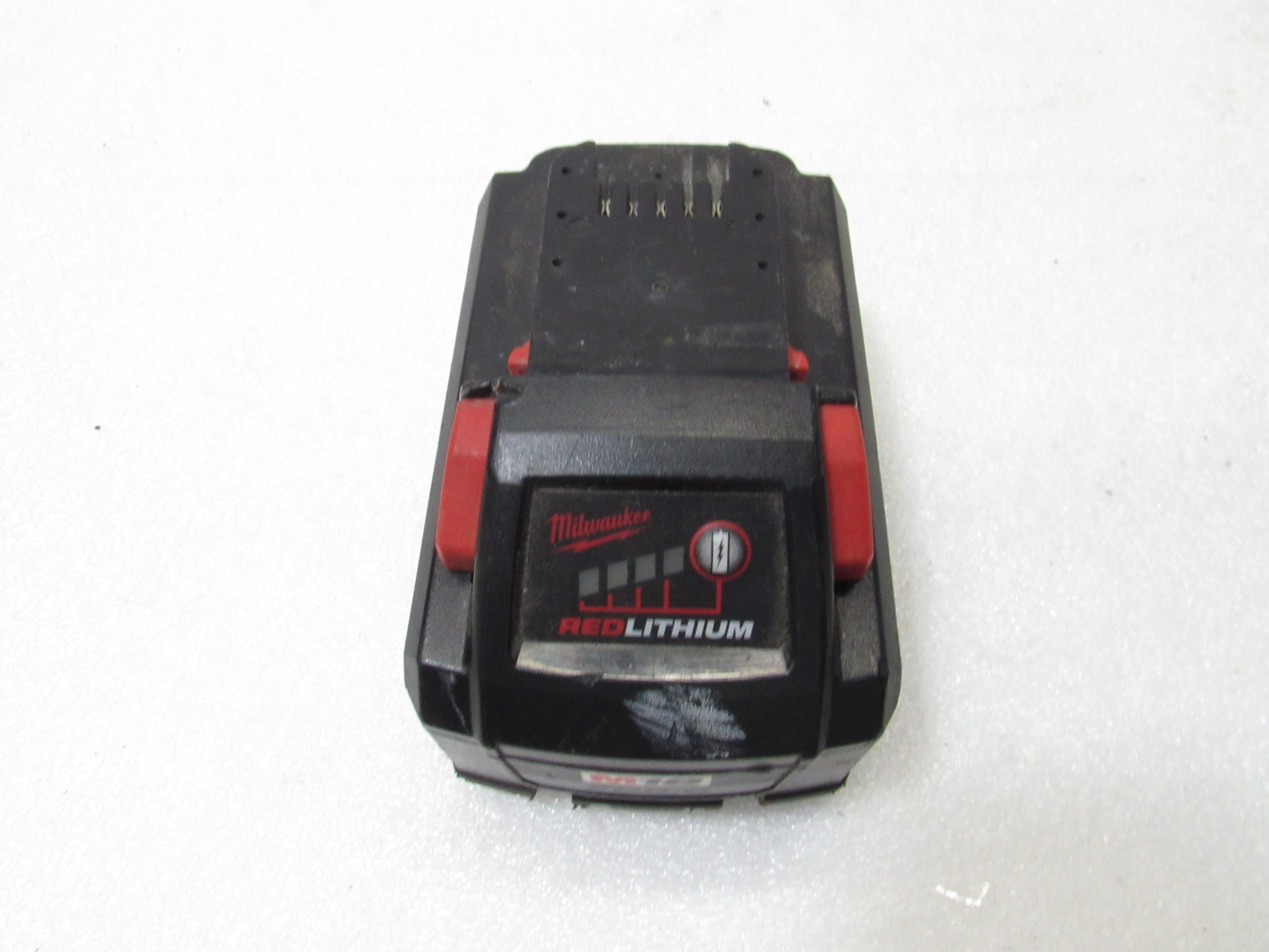 Milwaukee 48-11-1865 M18 18-Volt Lithium-Ion High Output Battery Pack 6.0Ah