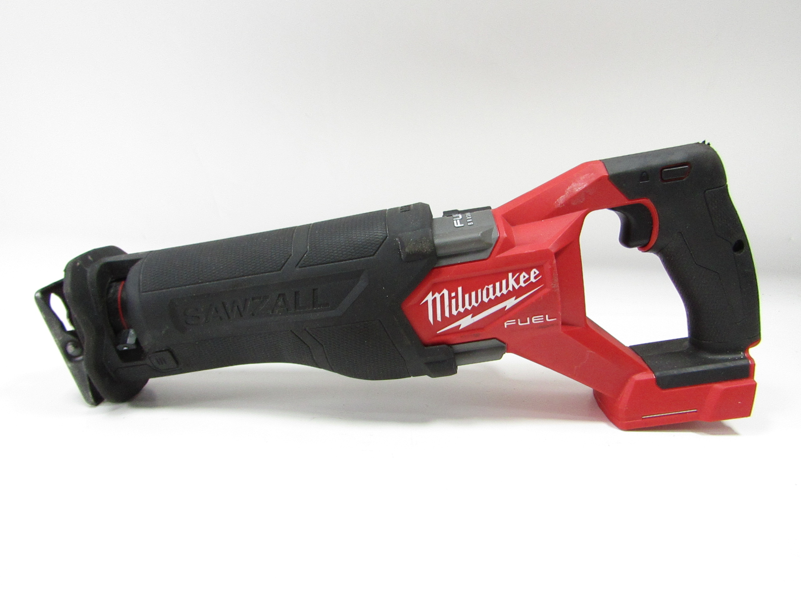 Milwaukee 2821-20 M18 FUEL Red Lithium Brushless Reciprocating Saw 7036