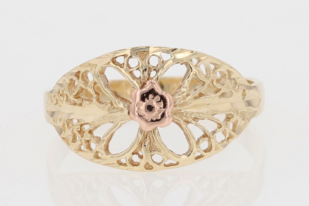 9.8mm Floral Pattern Ring 14K Multi-Tone Gold Mexico 1.39 Grams Size 5.25