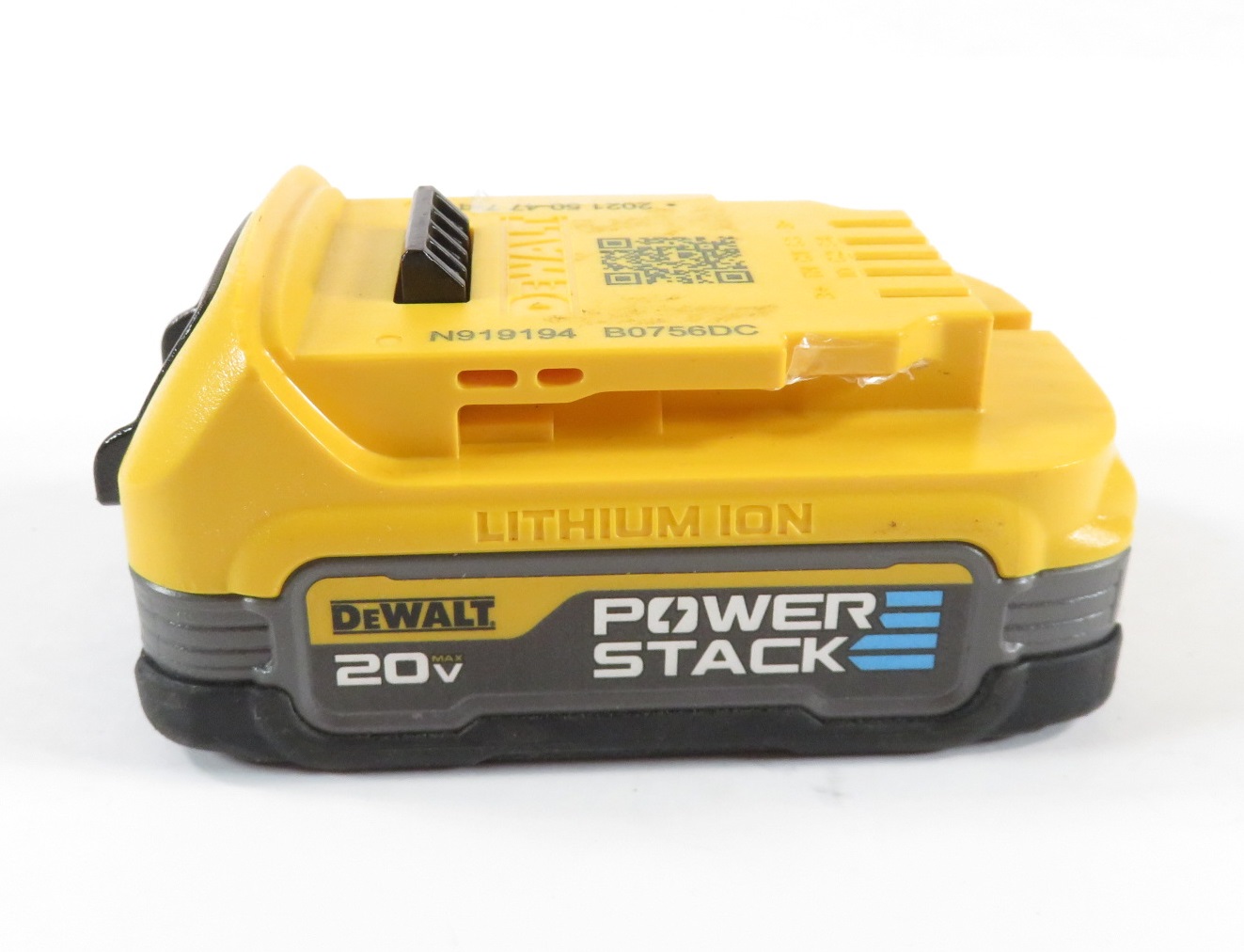 DEWALT DCBP034 1.7Ah 20-Volt MAX Lithium-Ion POWERSTACK Compact Battery ...
