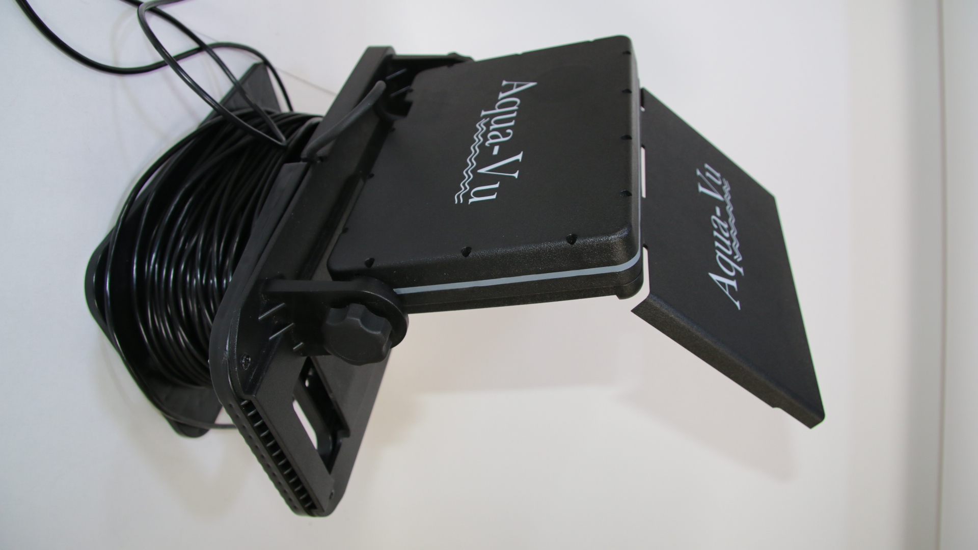 Aqua Vu AV 715C Underwater Camera / 7" Full Color LCD Monitor