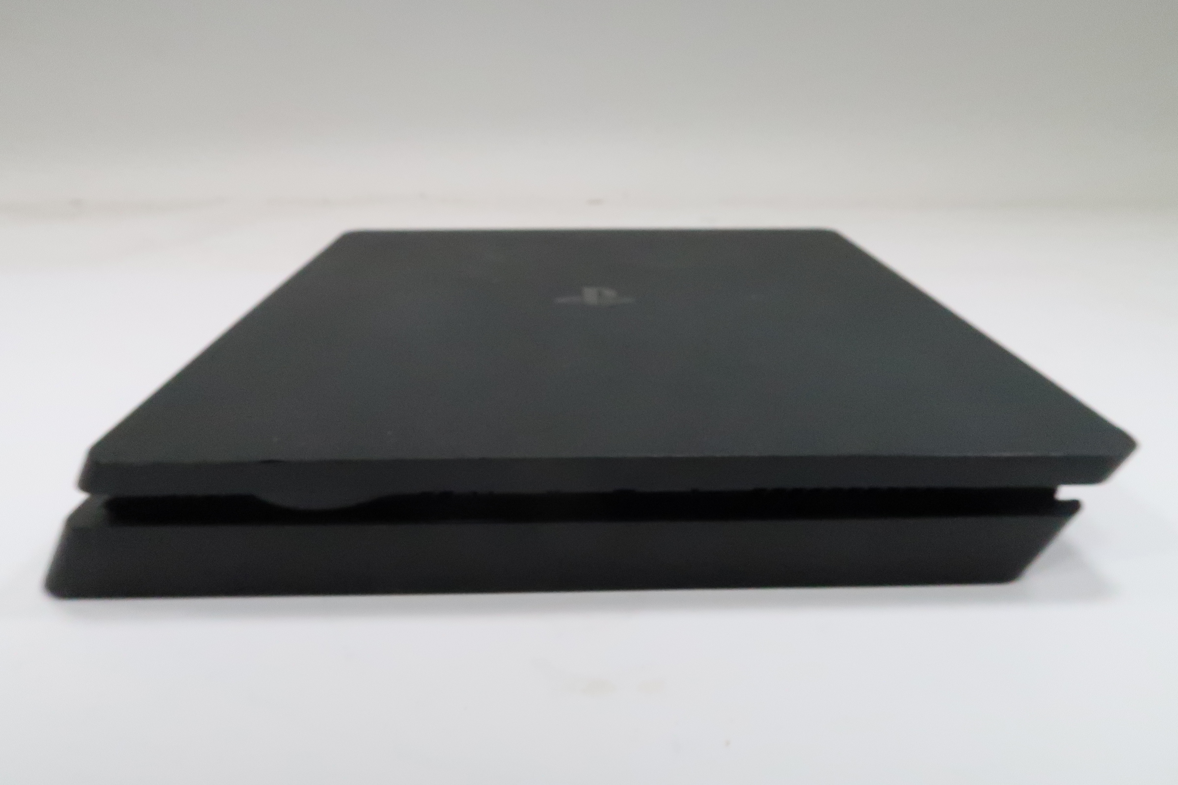 Sony CUH-2215B PlayStation 4 Slim 1TB Video Game Console 2327