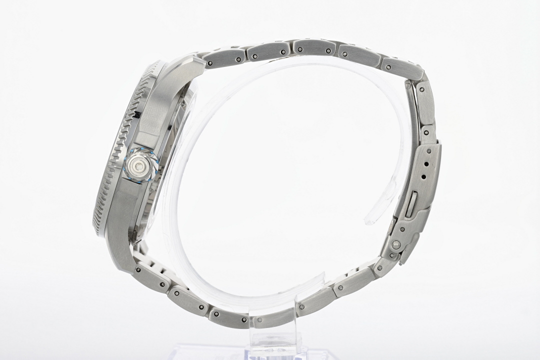 AVI-8 Hawkeye Hunter Avon 44mm Black Dial Automatic Stainless Steel Men ...