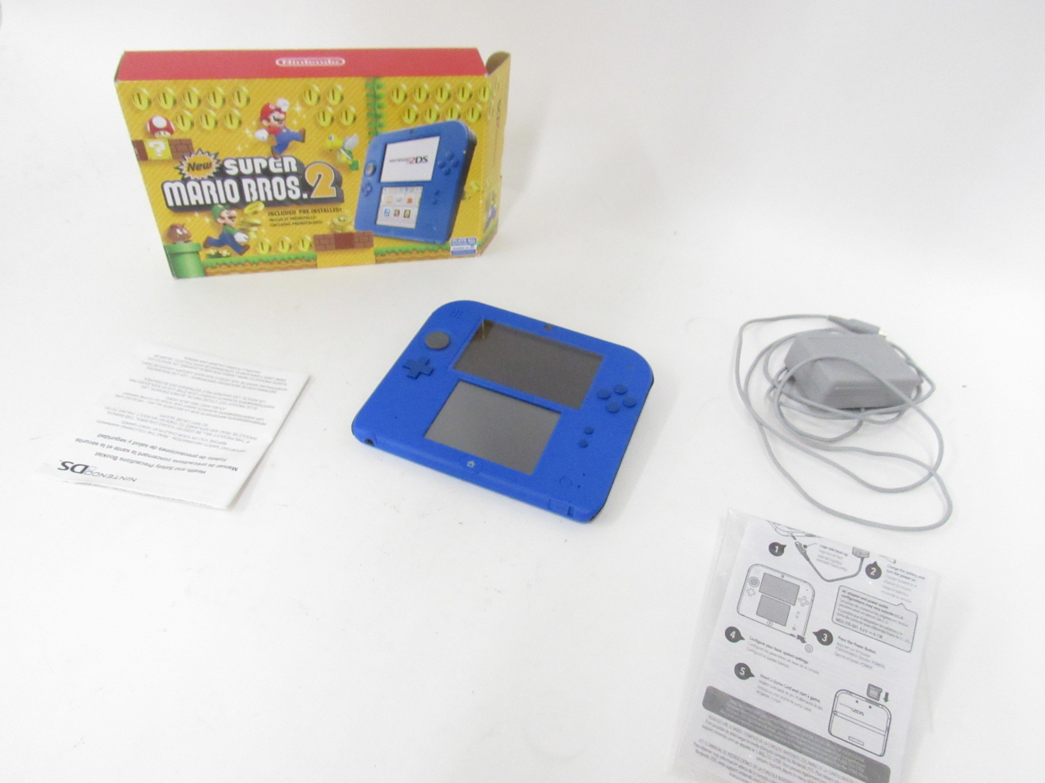 Nintendo 2DS WAP-002 Dual Screen 2D Handheld Video Game Console