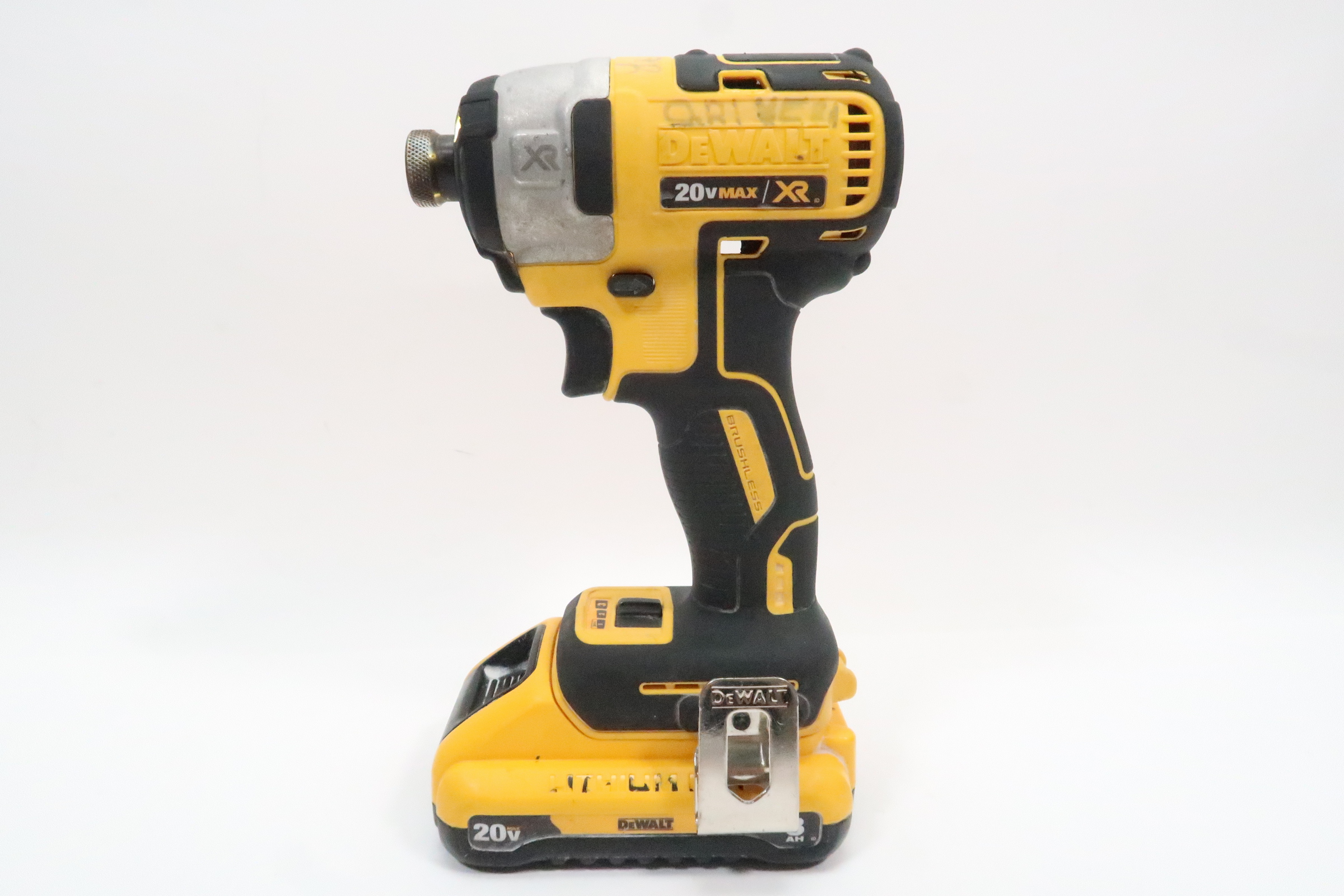 DeWalt DCF887 20V MAX XR Cordless Brushless 3-Speed 1/4 in. Impact Driver