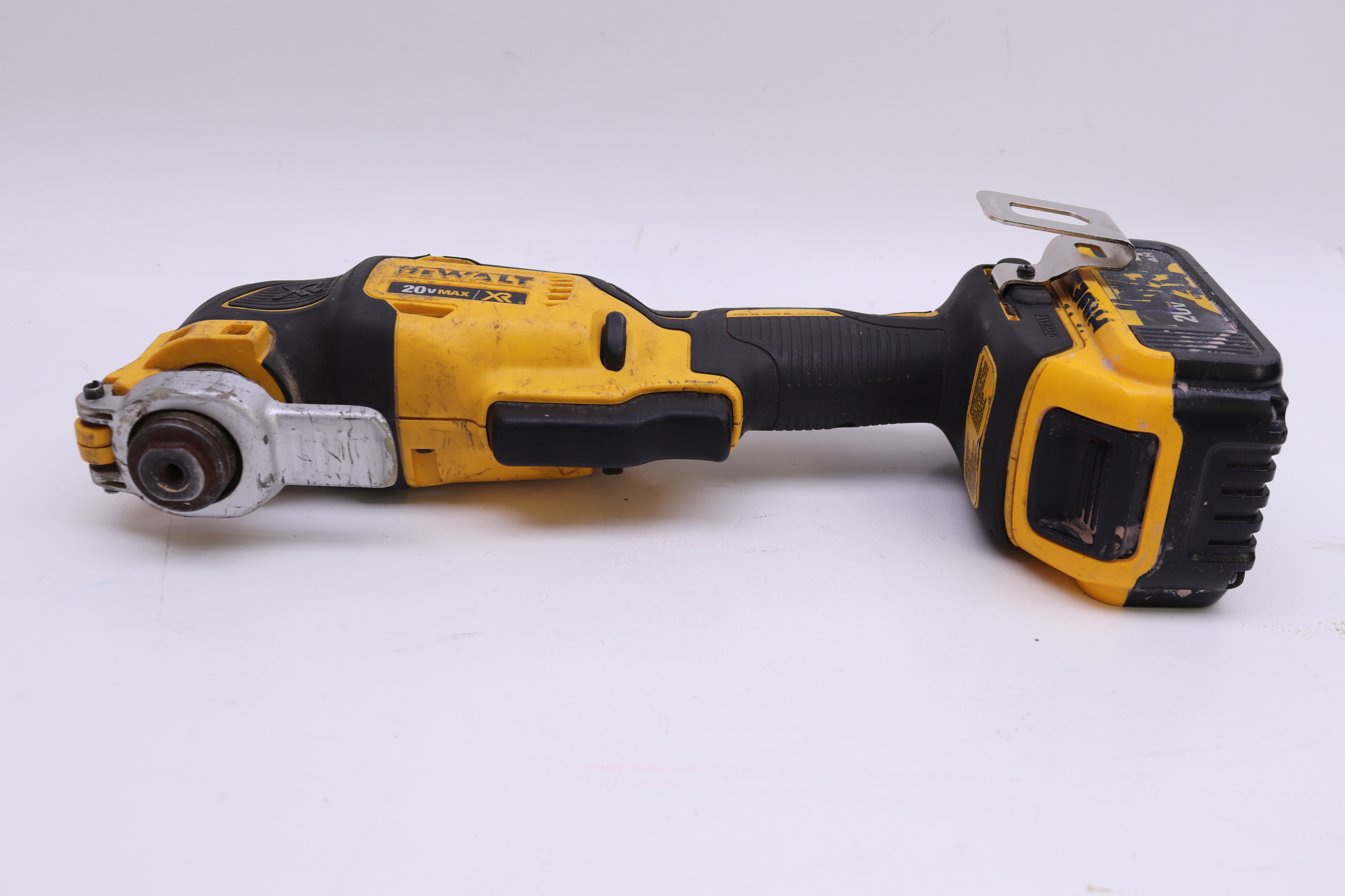 DeWalt DCS355 Cordless Brushless 20V Max Variable Speed Oscillating Multi-Tool