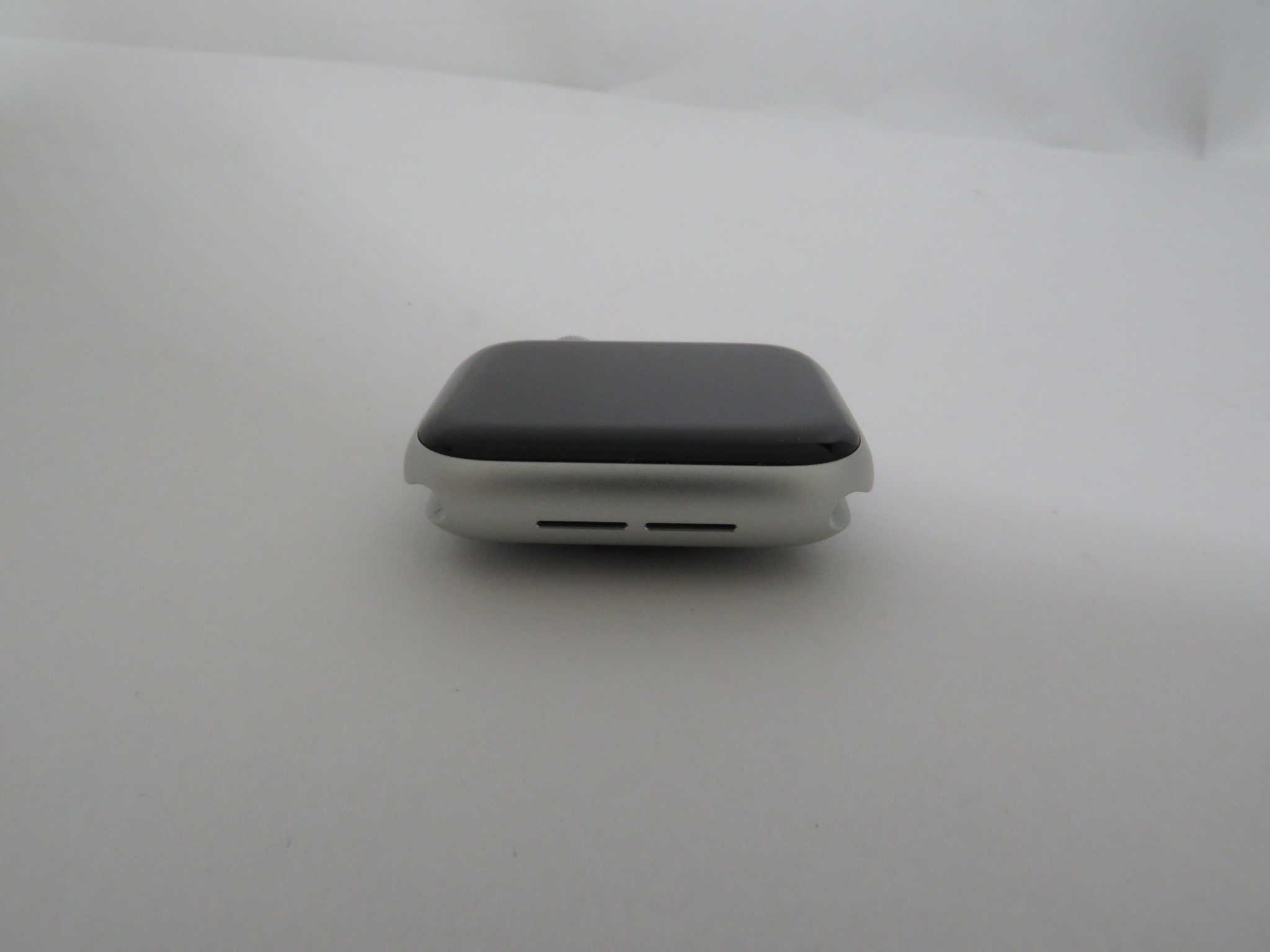 Apple A2722 Series SE 40mm Smartwatch