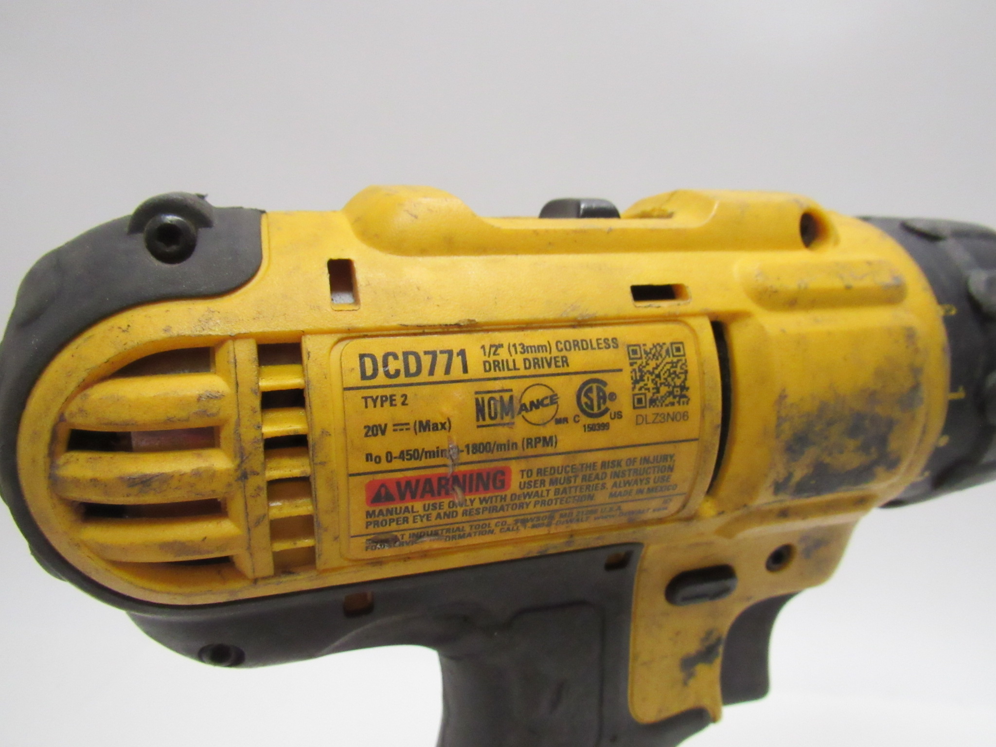 DeWalt DCD771 20-Volt MAX Lithium-Ion Cordless 1/2 in. Drive Drill/Driver