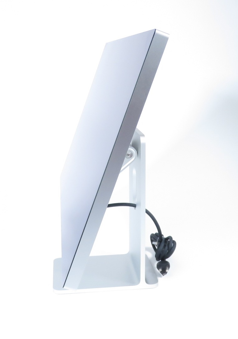 Apple Studio Display A2525 27-Inch IPS LCD Retina 5K Monitor