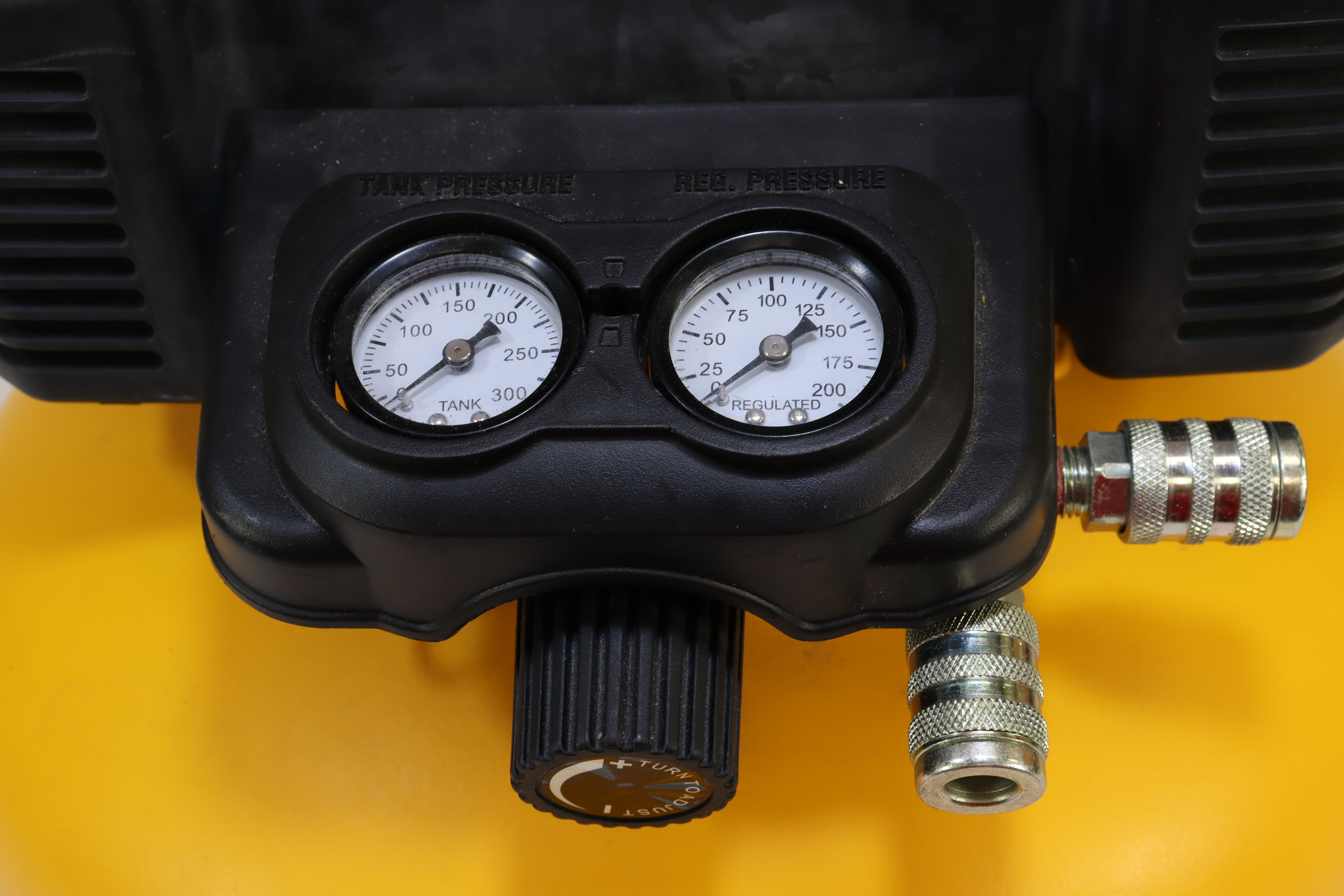 DeWalt DWFP55126 6 Gal. 165 PSI Electric Pancake Air Compressor