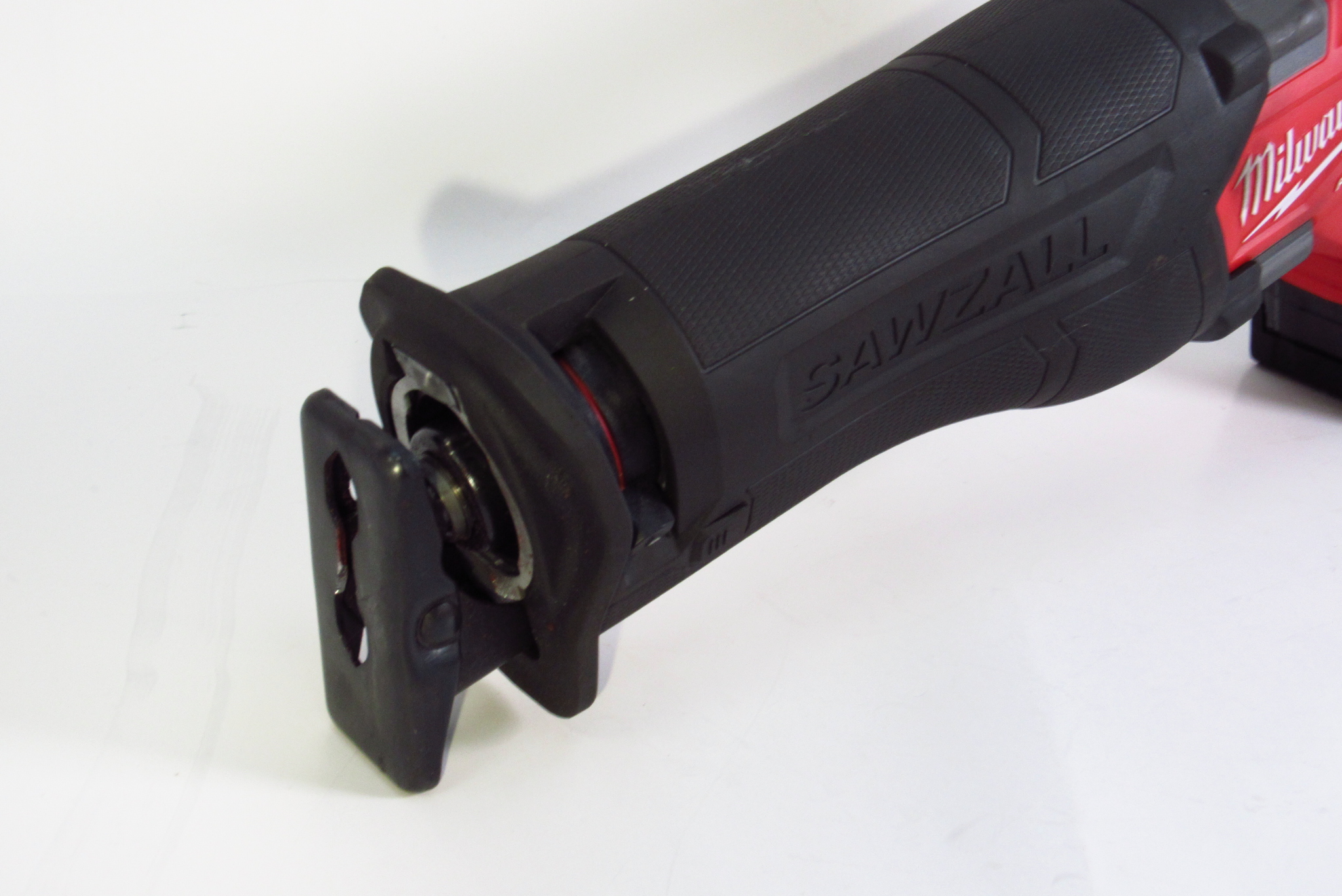 Milwaukee 2821-20 M18 FUEL 18V Lithium-ion Sawzall Reciprocating Saw