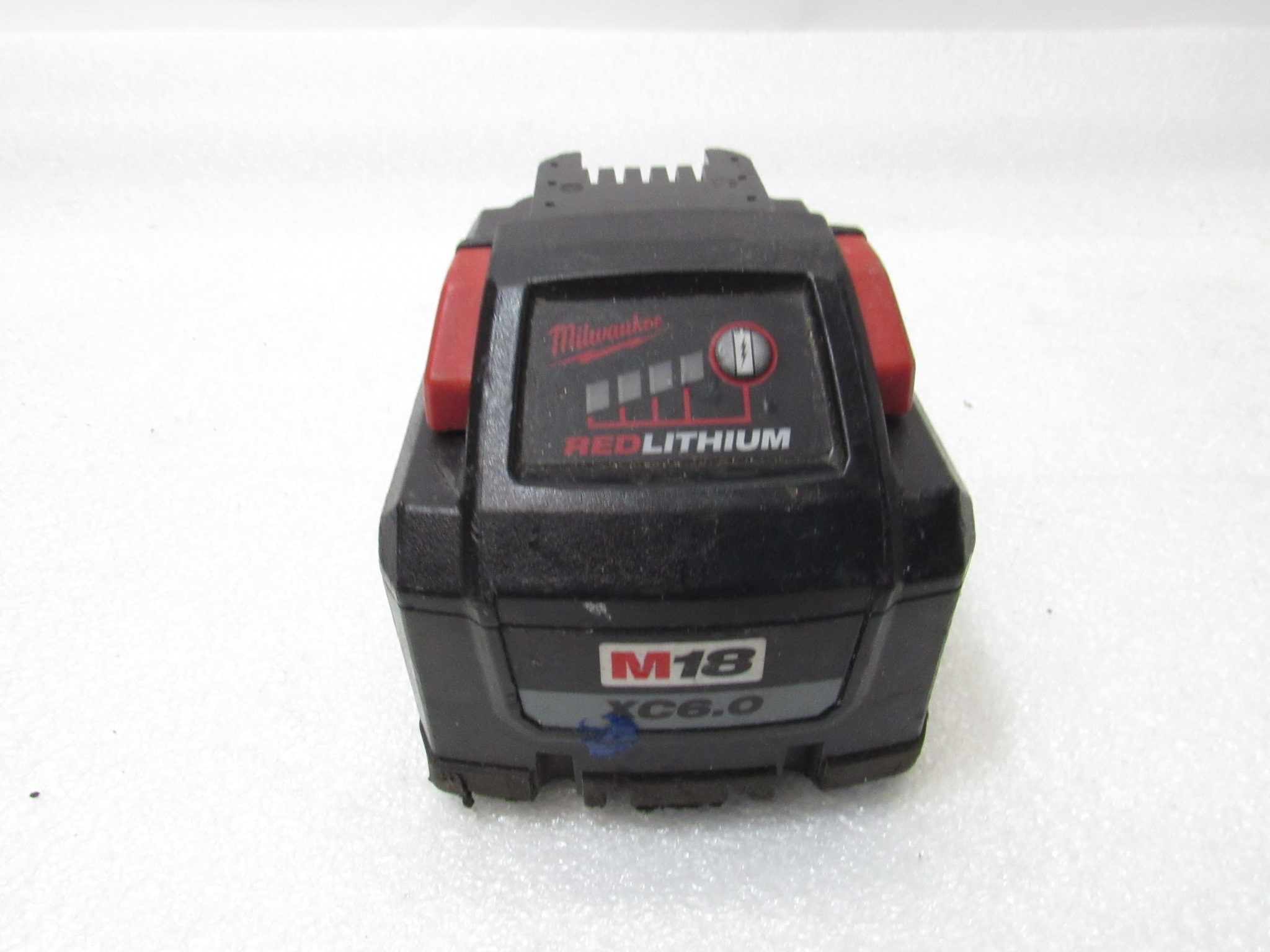 Milwaukee 48-11-1865 M18 18-Volt Lithium-Ion High Output Battery Pack 6.0Ah