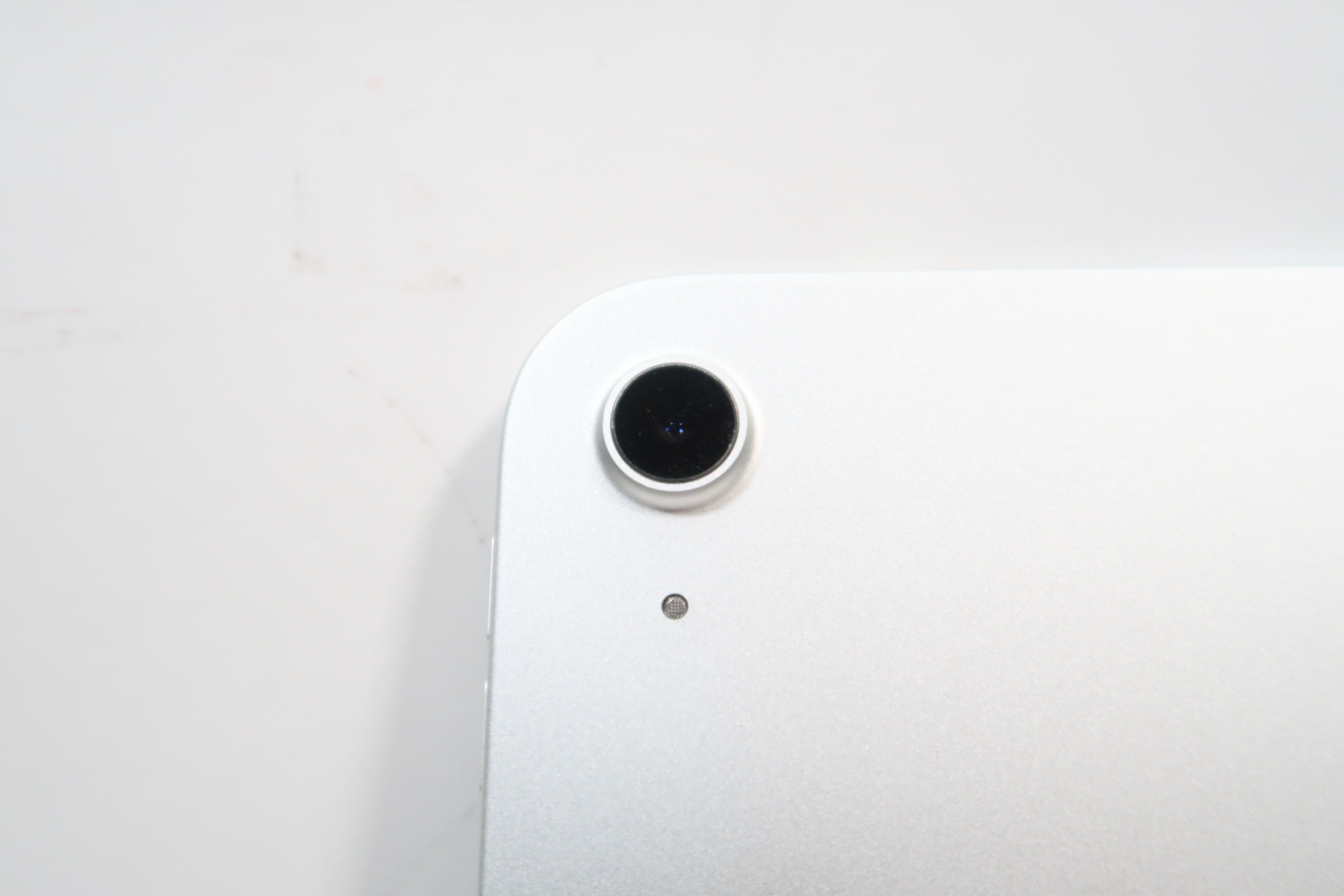 Apple MPQ03LL/A 10.9" iPad 10th Gen - 64GB - Wi-Fi Only