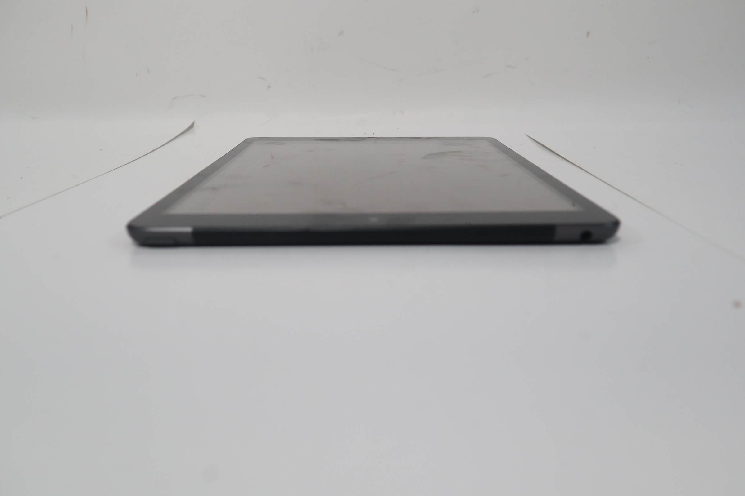 Apple iPad Gen 9 MK663LL/A A2603 Space Grey 64GB 10.2" T-Mobile Tablet 9JG9