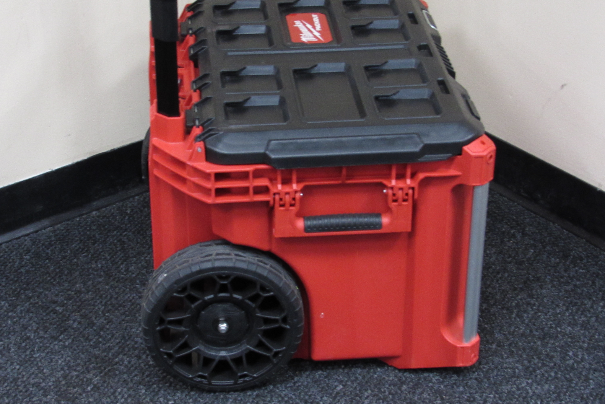 Milwaukee 48-22-8426 PACKOUT Rolling Tool Box - Local Pick-Up Only
