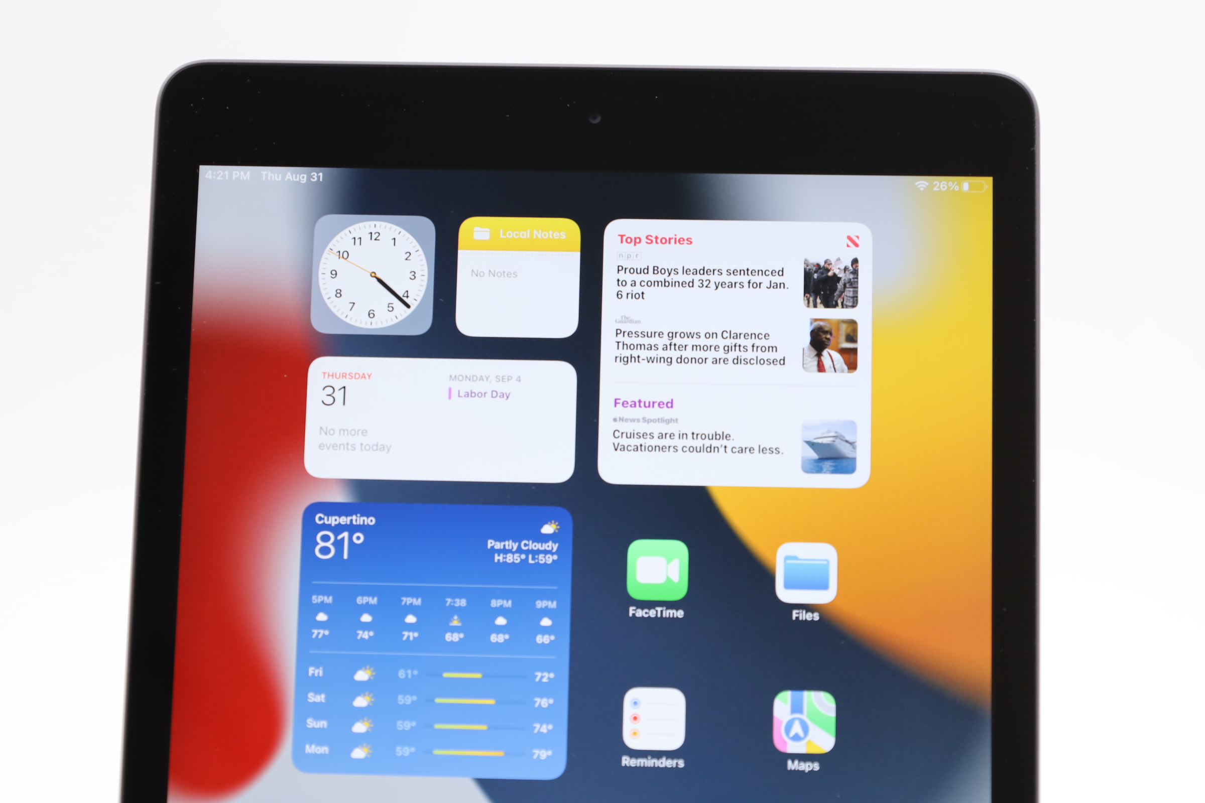 Apple iPad 8th Gen MYL92LL/A 32GB Wi-Fi 10.2" Tablet - Space Gray