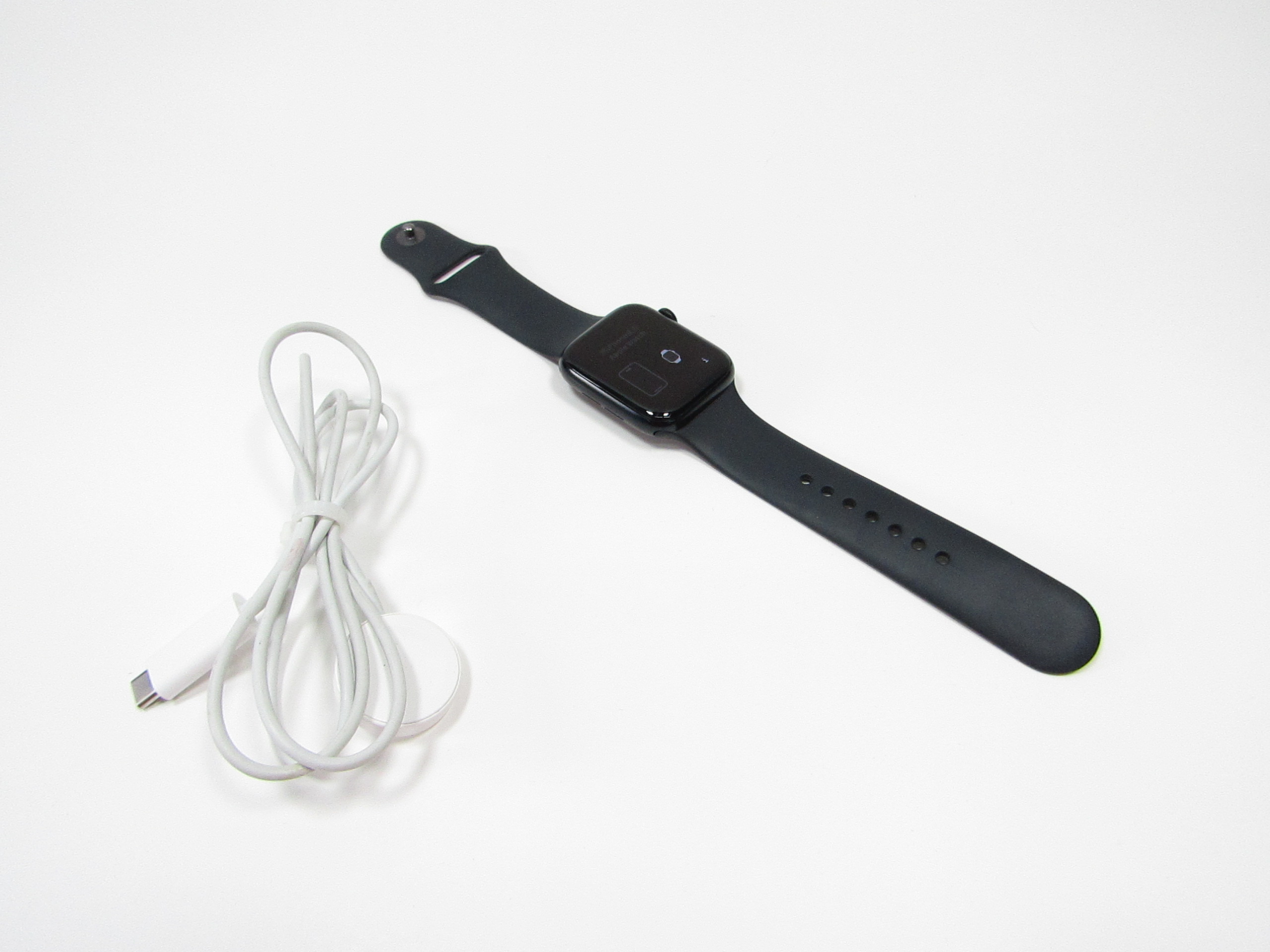 Apple Watch SE 2nd Generation A2723 GPS LTE 44mm Black Aluminum Smartwatch