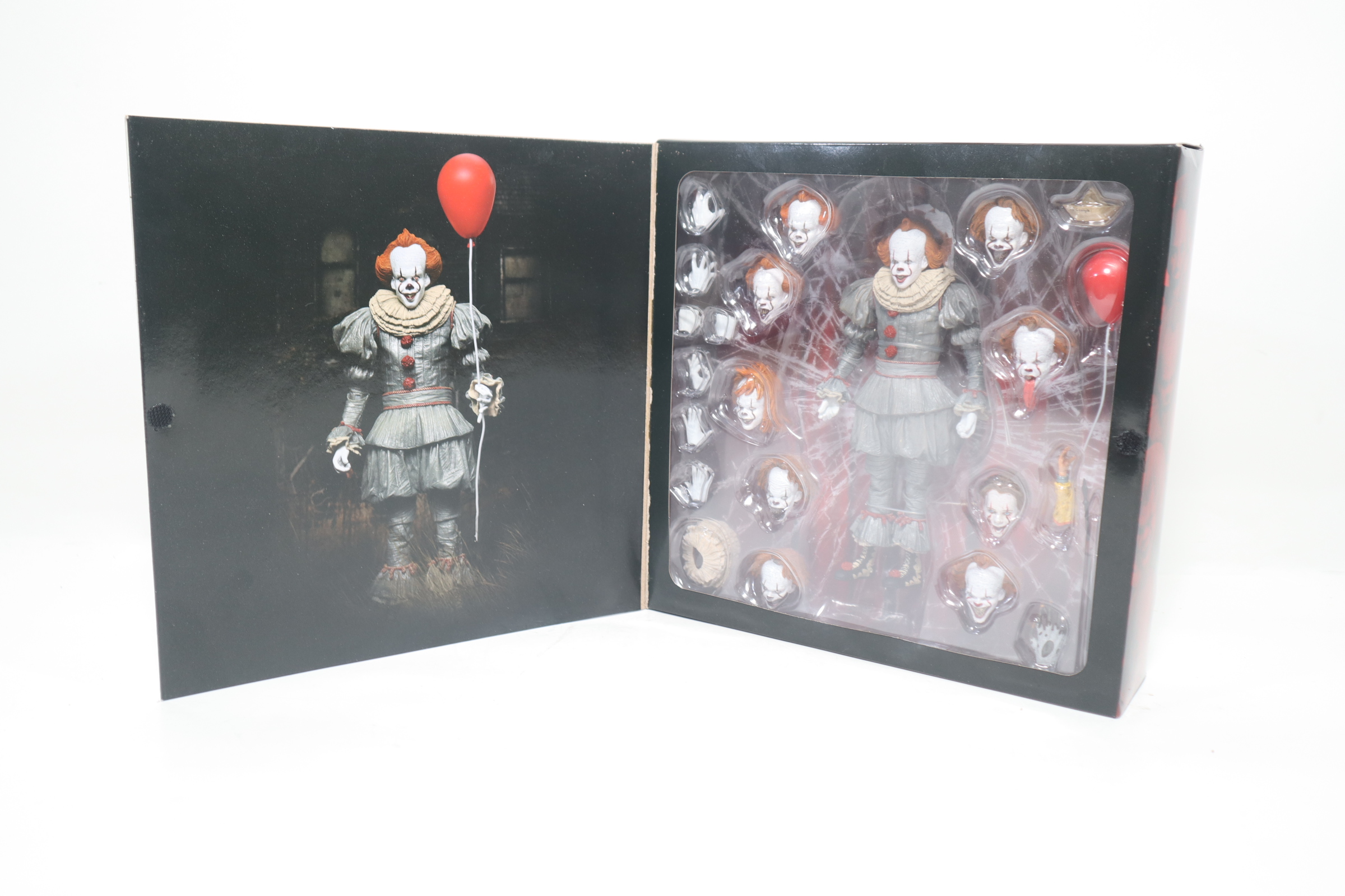 NECA IT The Many Faces Of Pennywise 93N042621 7" Action Figure Deluxe ...
