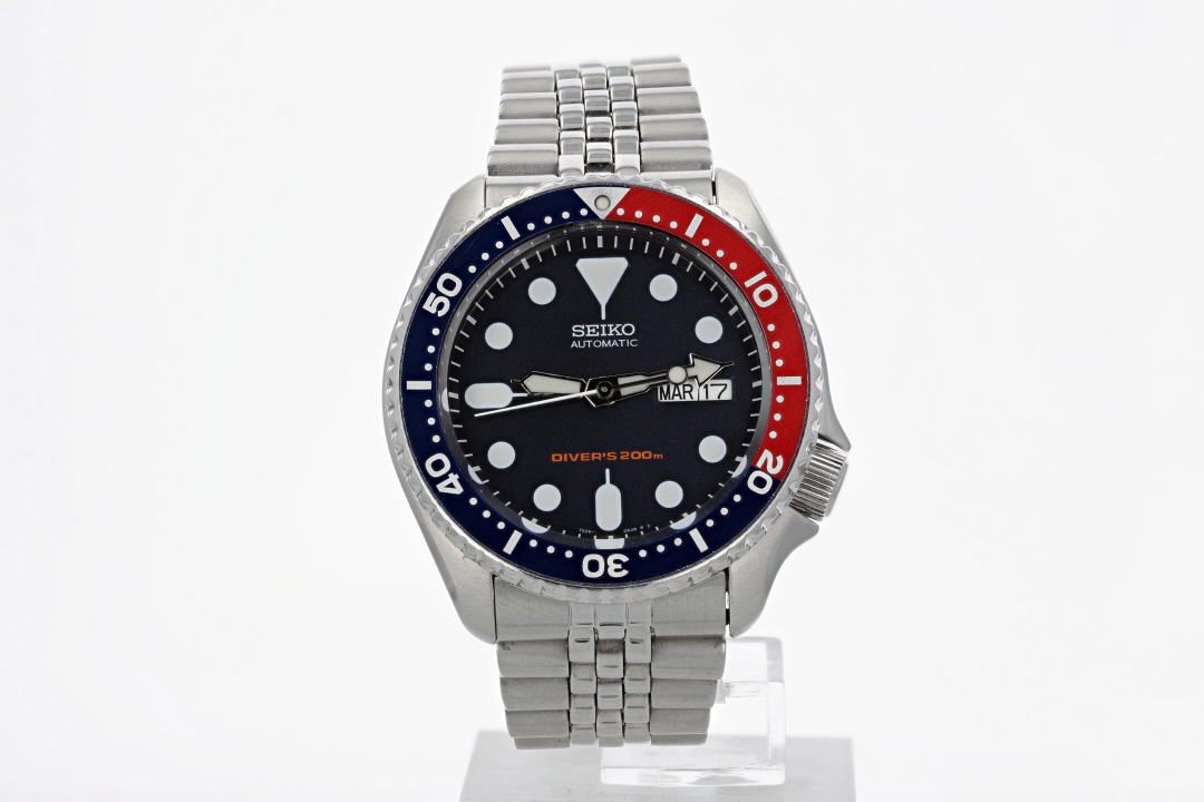 Seiko Prospex Blue Dial Scuba Diver's 200M Stainless Steel Men's Wristwatch