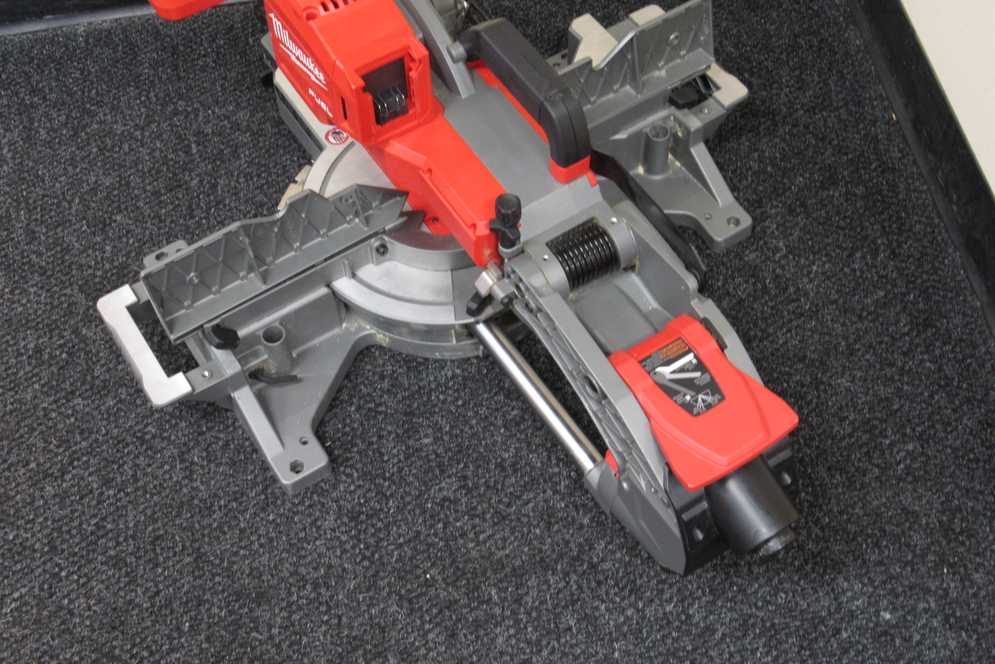Milwaukee 2734-20 M18 FUEL 18V Dual Bevel Sliding Miter Saw - Pick-Up Only