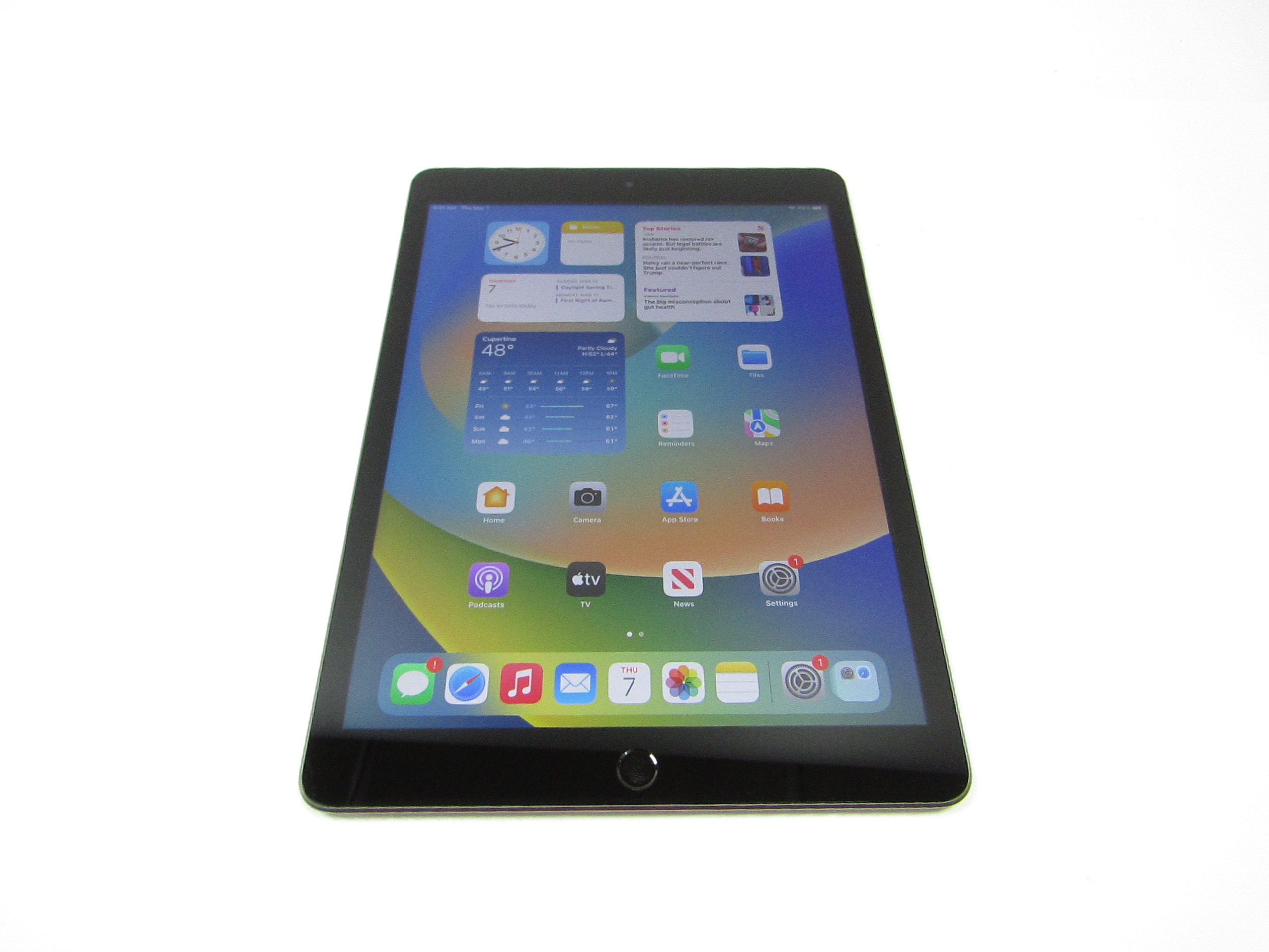 Apple iPad MK2K3LL/A A2602 10.2" 9th Gen Wi-Fi 64GB Space Gray Tablet 7886