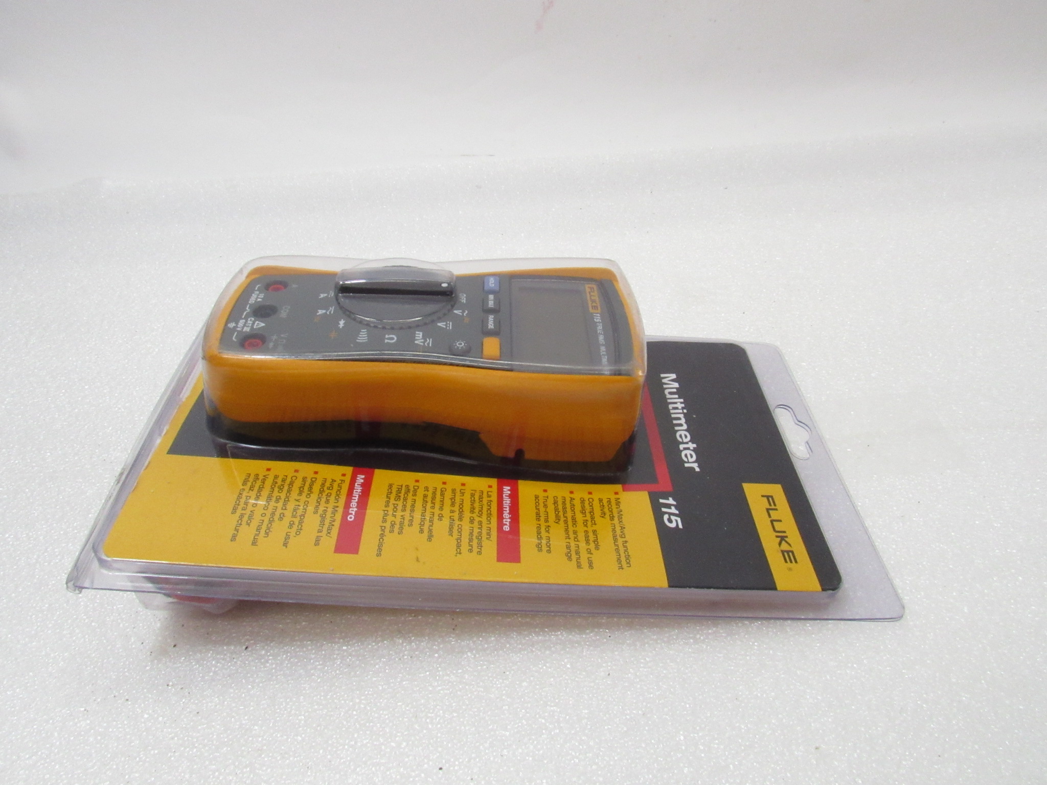Fluke 115 True-RMS Digital Multimeter