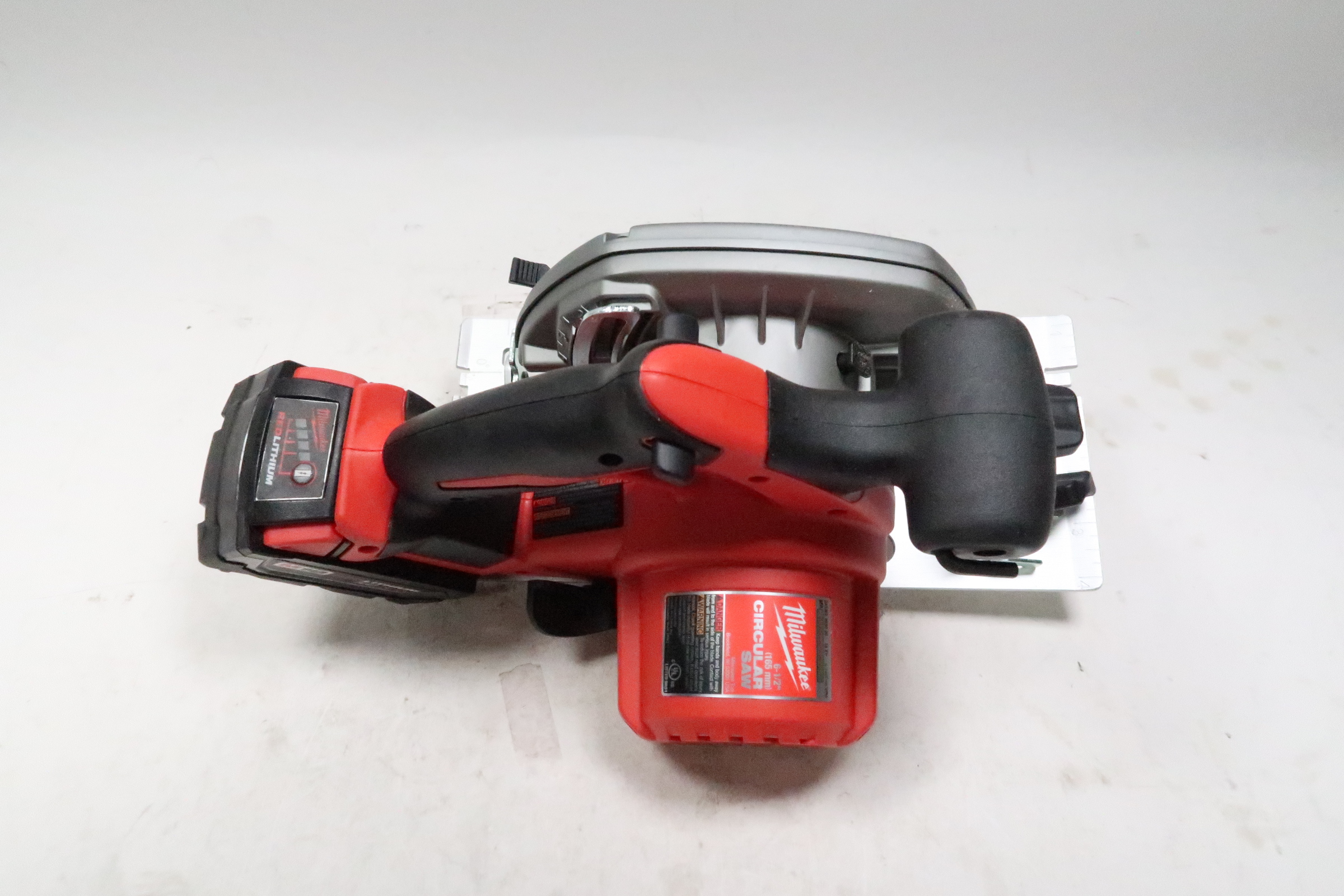 Milwaukee 2630-20 M18 18-Volt Lithium-Ion Cordless 6-1/2 in. Circular Saw