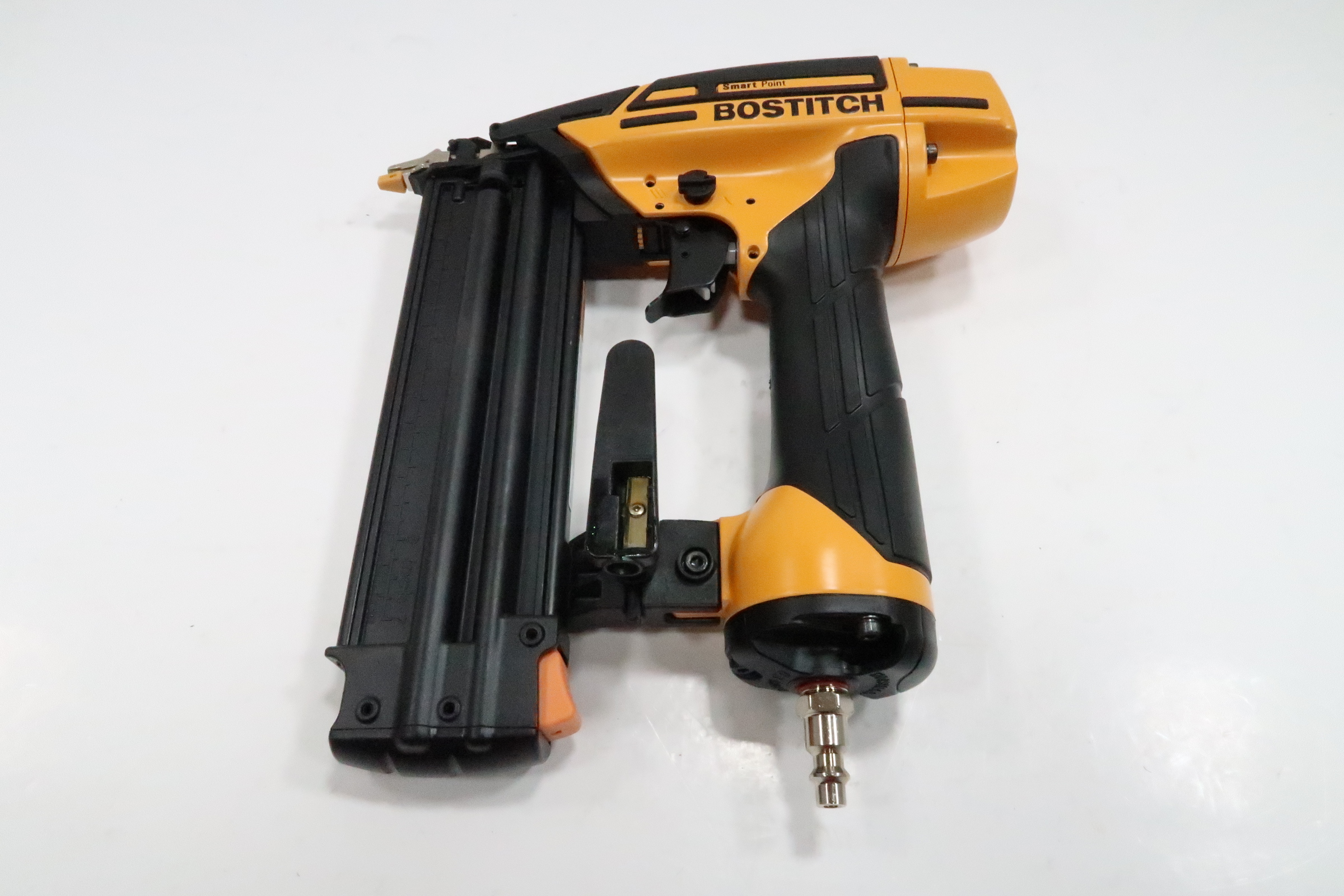 Bostitch BTFP12233 Smart Point 2.125-in 18-Gauge Pneumatic Brad Nailer 4599