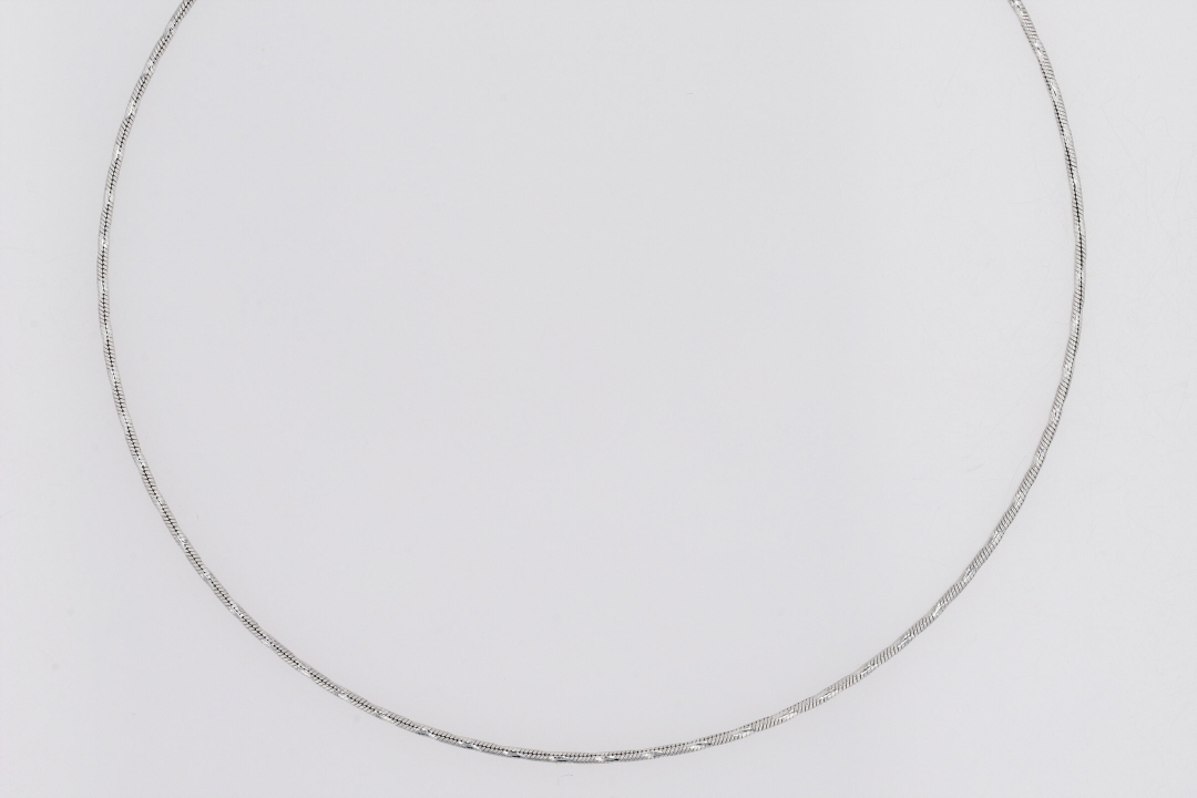 .8mm Diamond Cut Snake Link Chain 18" Necklace 14k White Gold Italy 2. ...
