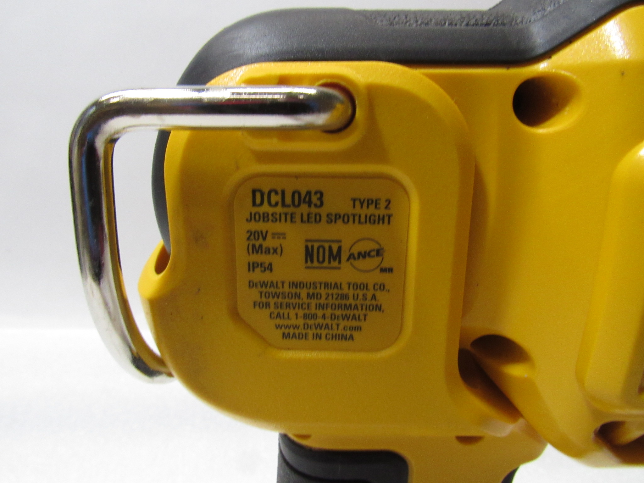 DeWalt DCL043 20V MAX Jobsite LED Spotlight