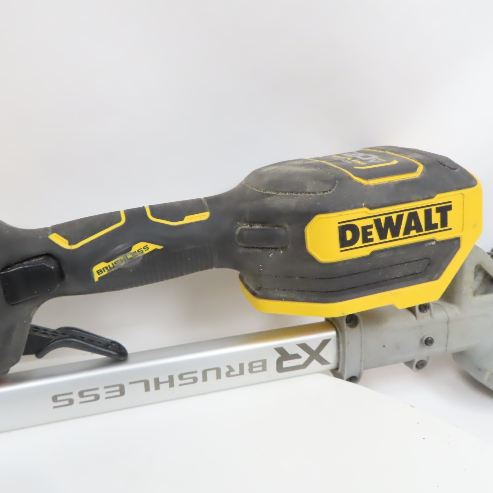 DeWalt DCST922 MAX 20V 14" Folding Electric String Trimmer (Local Pick ...