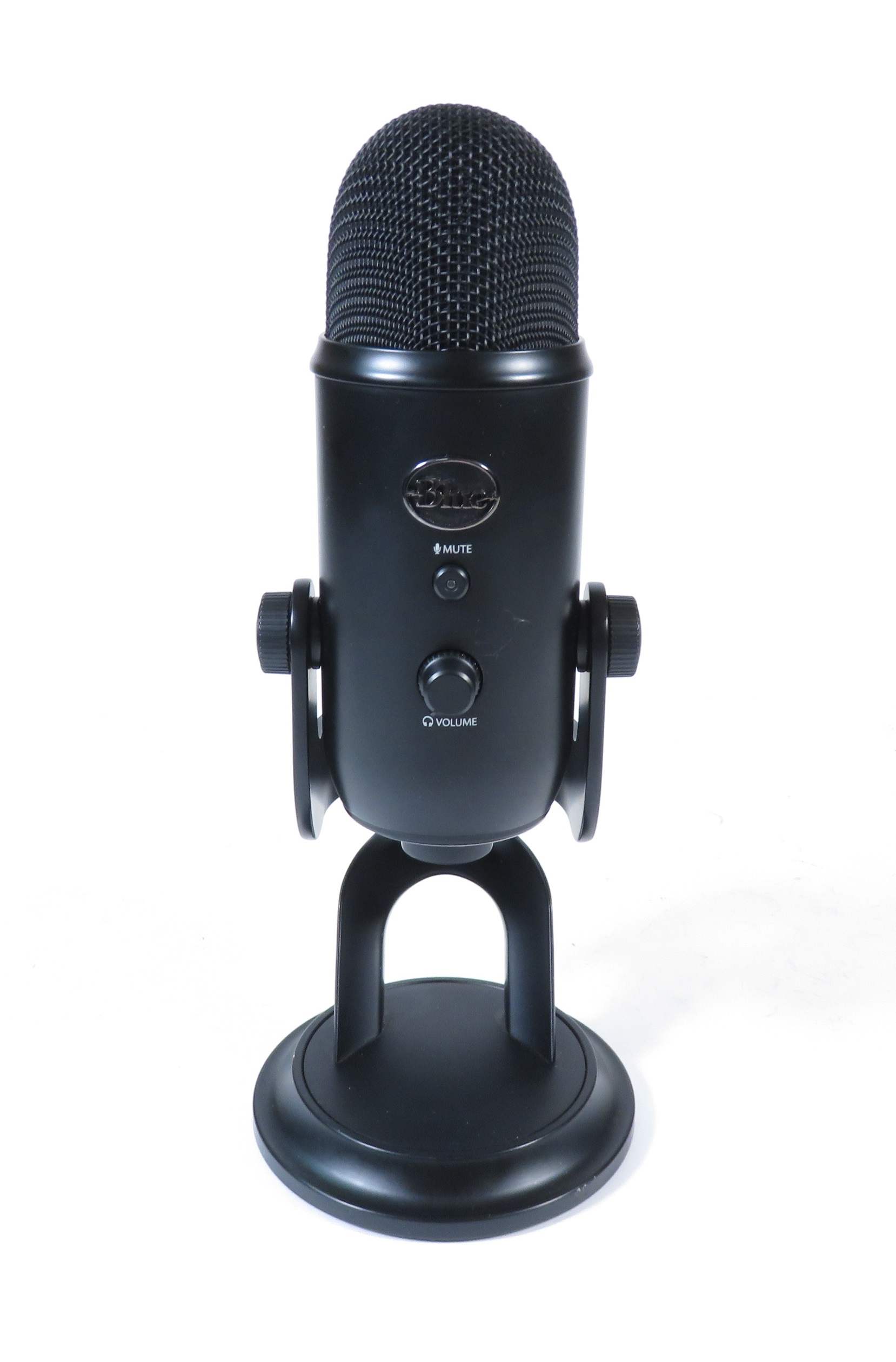 Blue Microphones Yeti A00132 4 Pickup Patterns Plug and Play USB Microphone