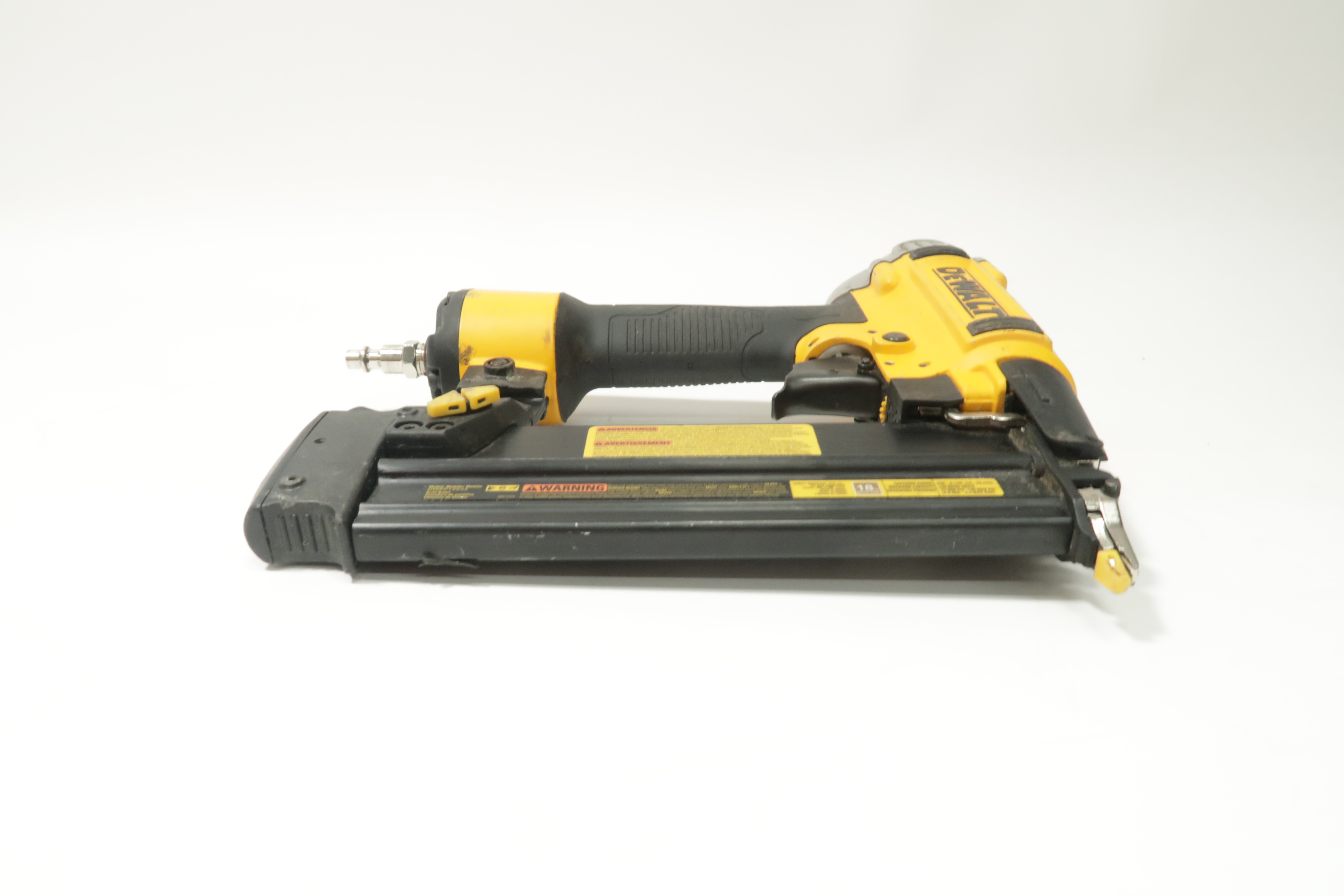 DeWalt DWFP12233 18-Gauge Pneumatic Corded Brad Nailer 4727