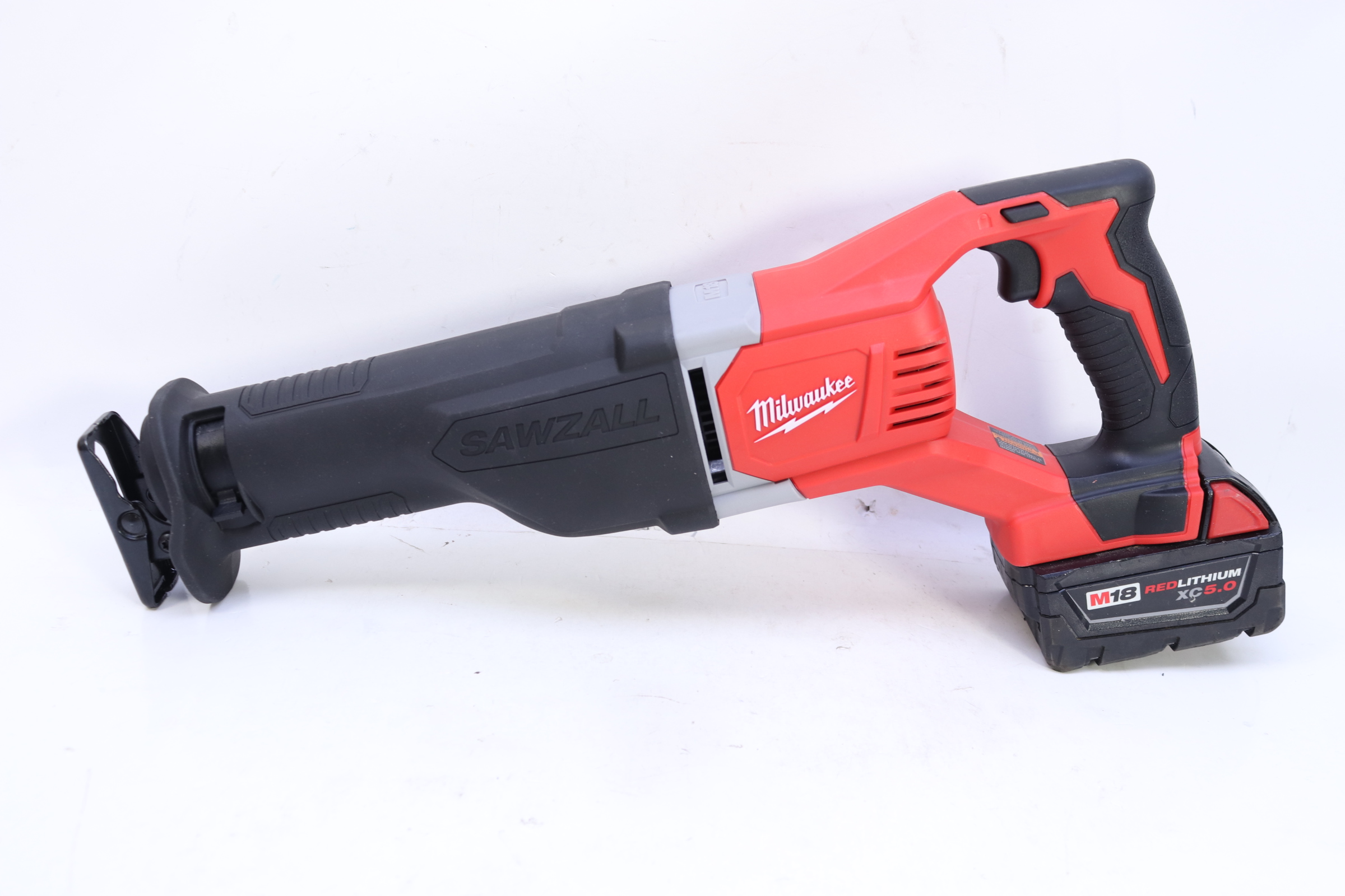 Milwaukee 2621-20 M18 18-Volt Lithium-Ion Cordless SAWZALL ...