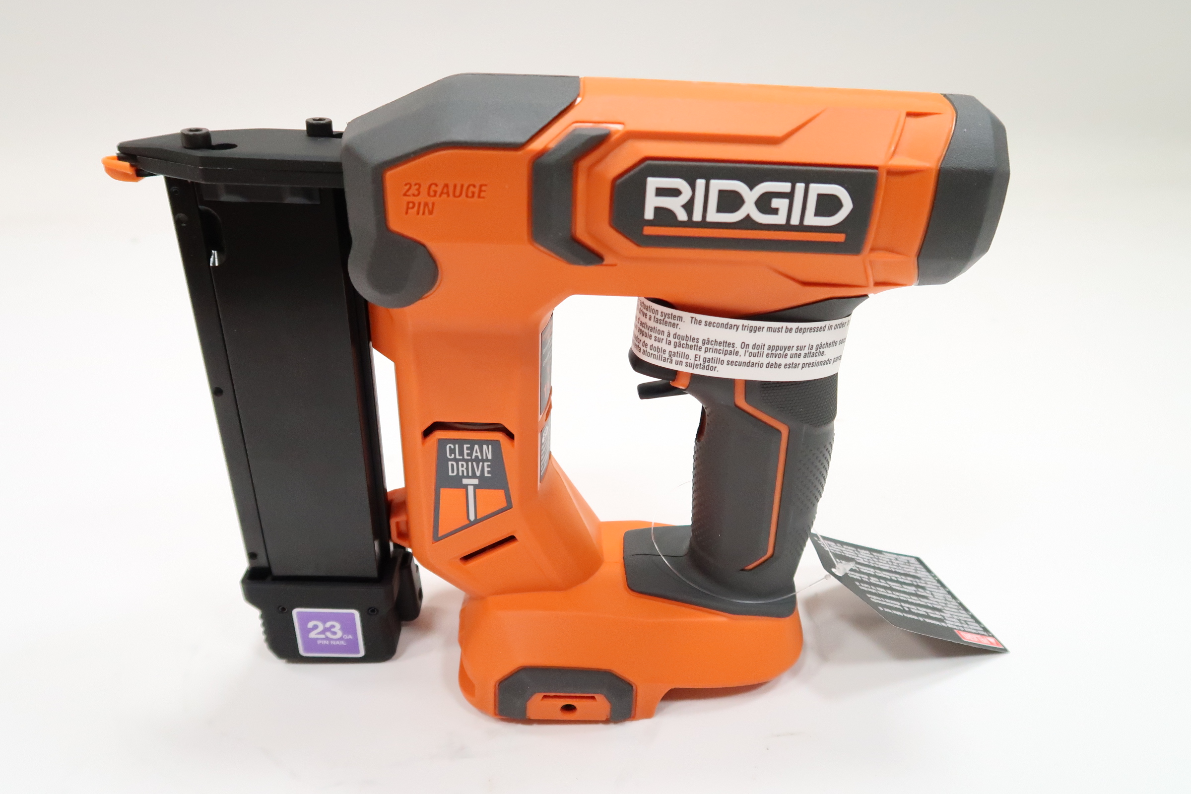 Ridgid R09898B 18V Cordless 23-Gauge 1-3/8 in. Headless Pin Nailer 1748