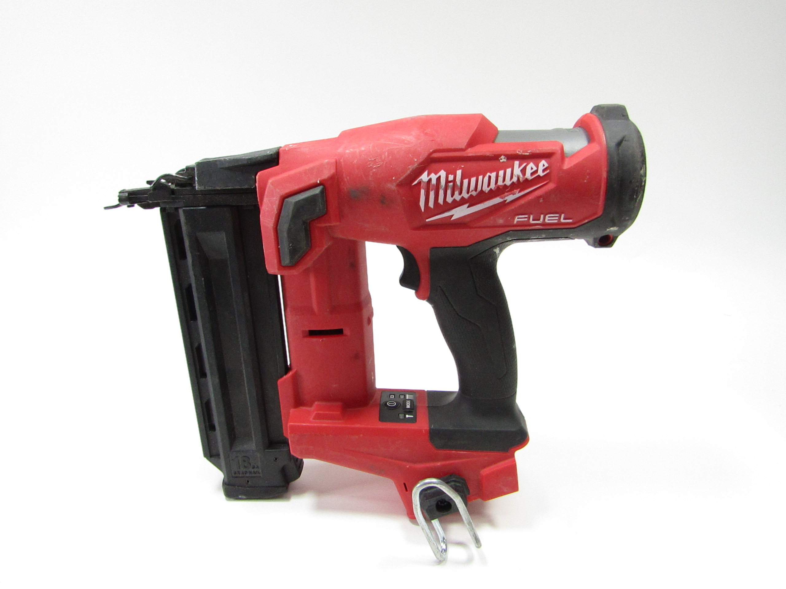 Milwaukee 2746-20 M18 FUEL Brushless Cordless Gen II 18g Brad Nailer 5386