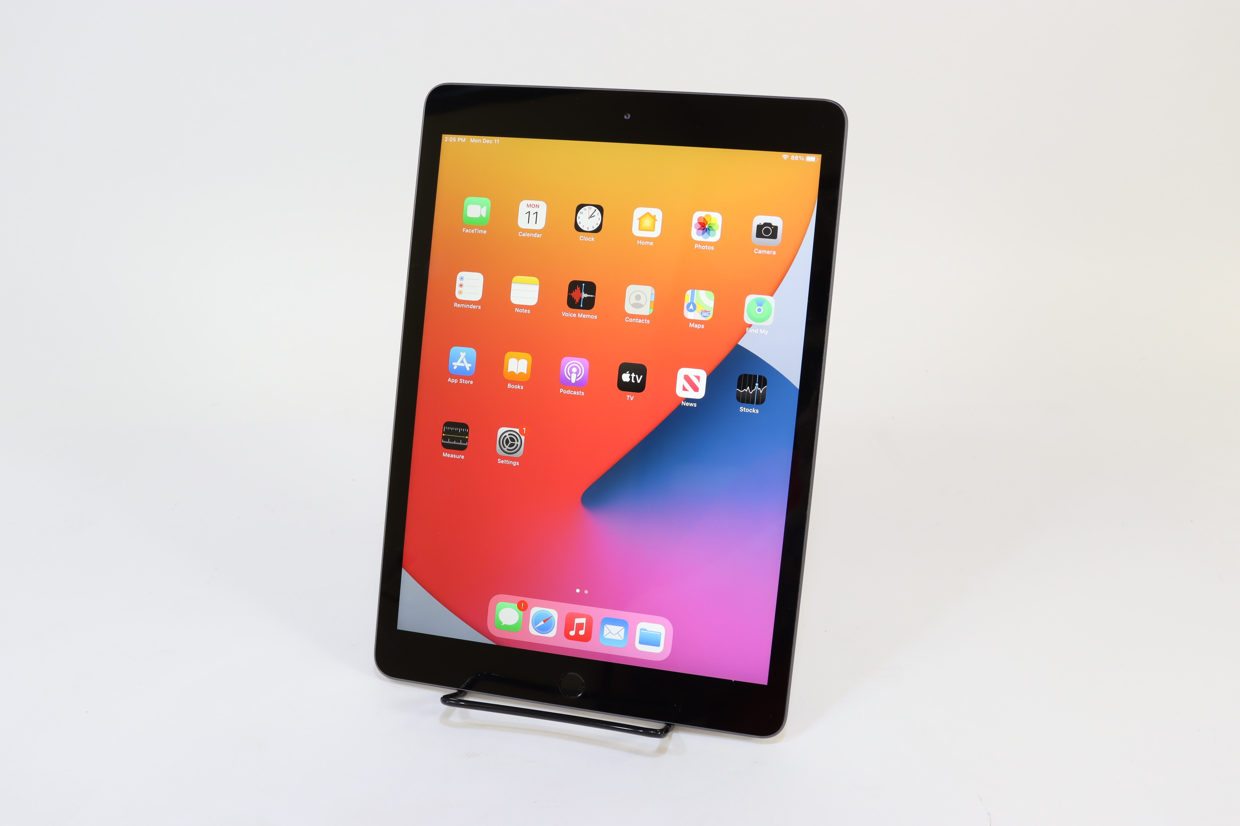 Apple iPad 7th Gen MW742LL/A 32GB Storage Wi-Fi-Only 10.2" Touchscreen ...