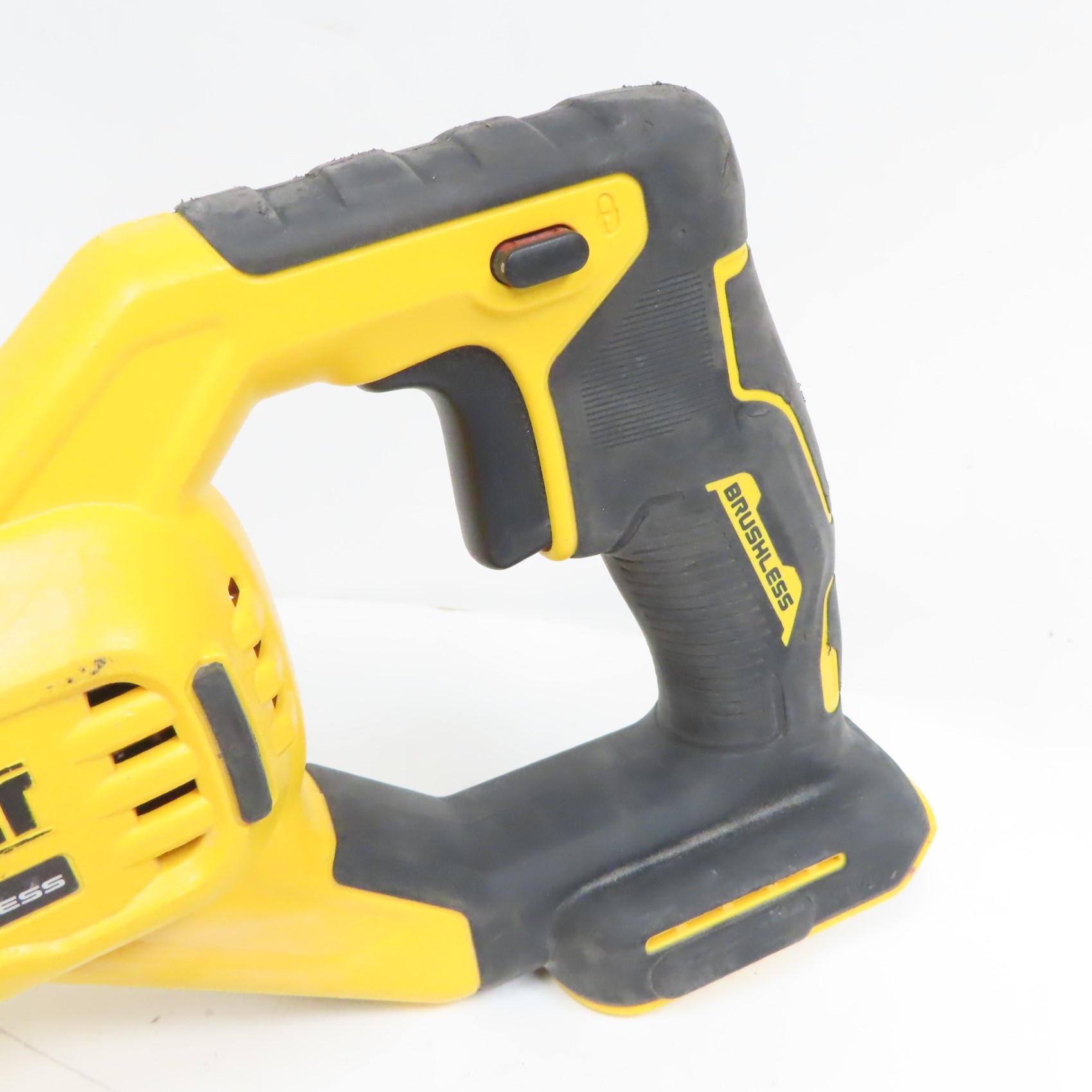 DeWalt DCS382 MAX XR 20V Cordless Reciprocating Saw Kit