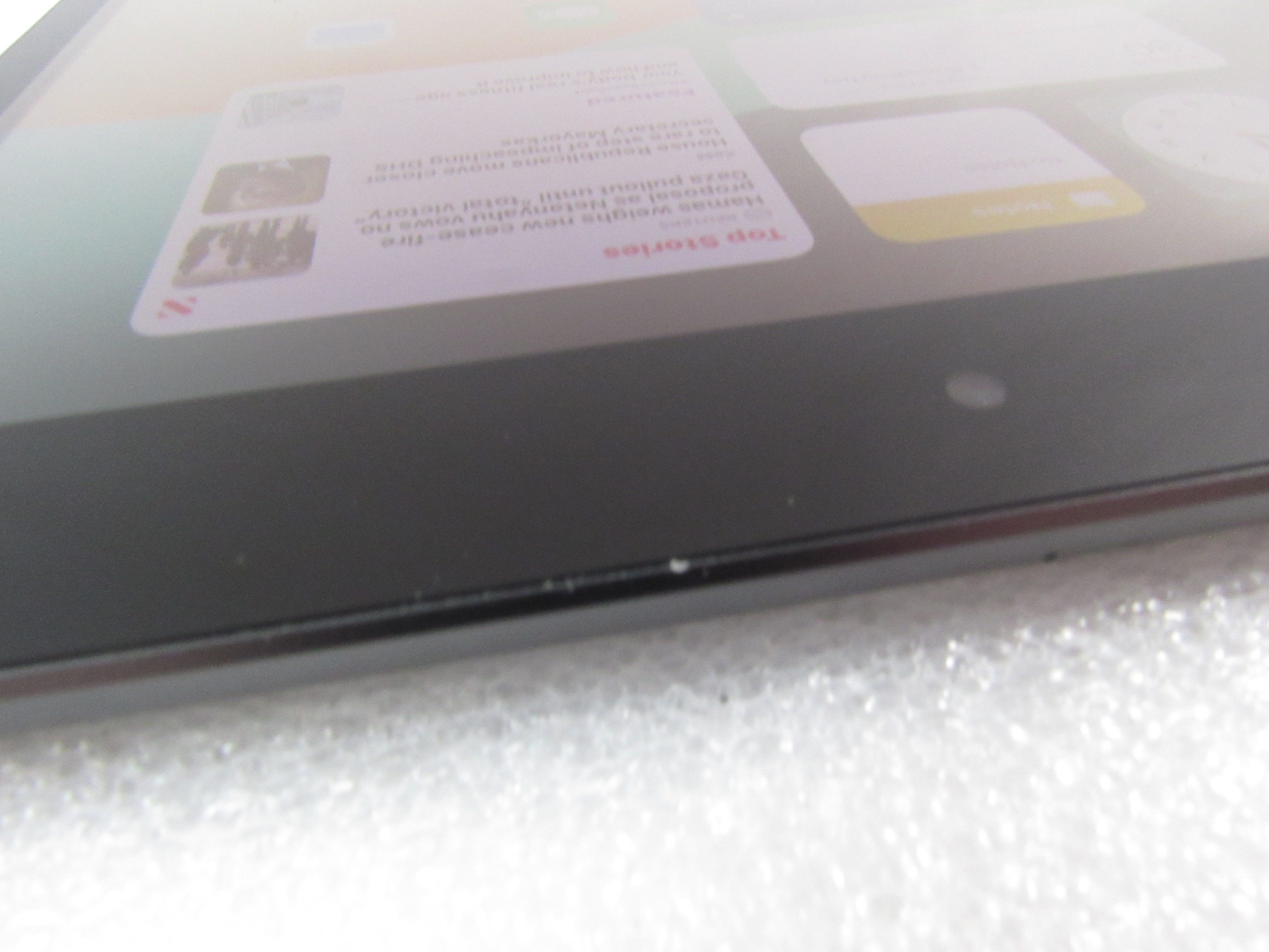 Apple iPad MK2K3LL/A A2602 10.2" 9th Gen Wi-Fi Only 64GB Storage Tablet