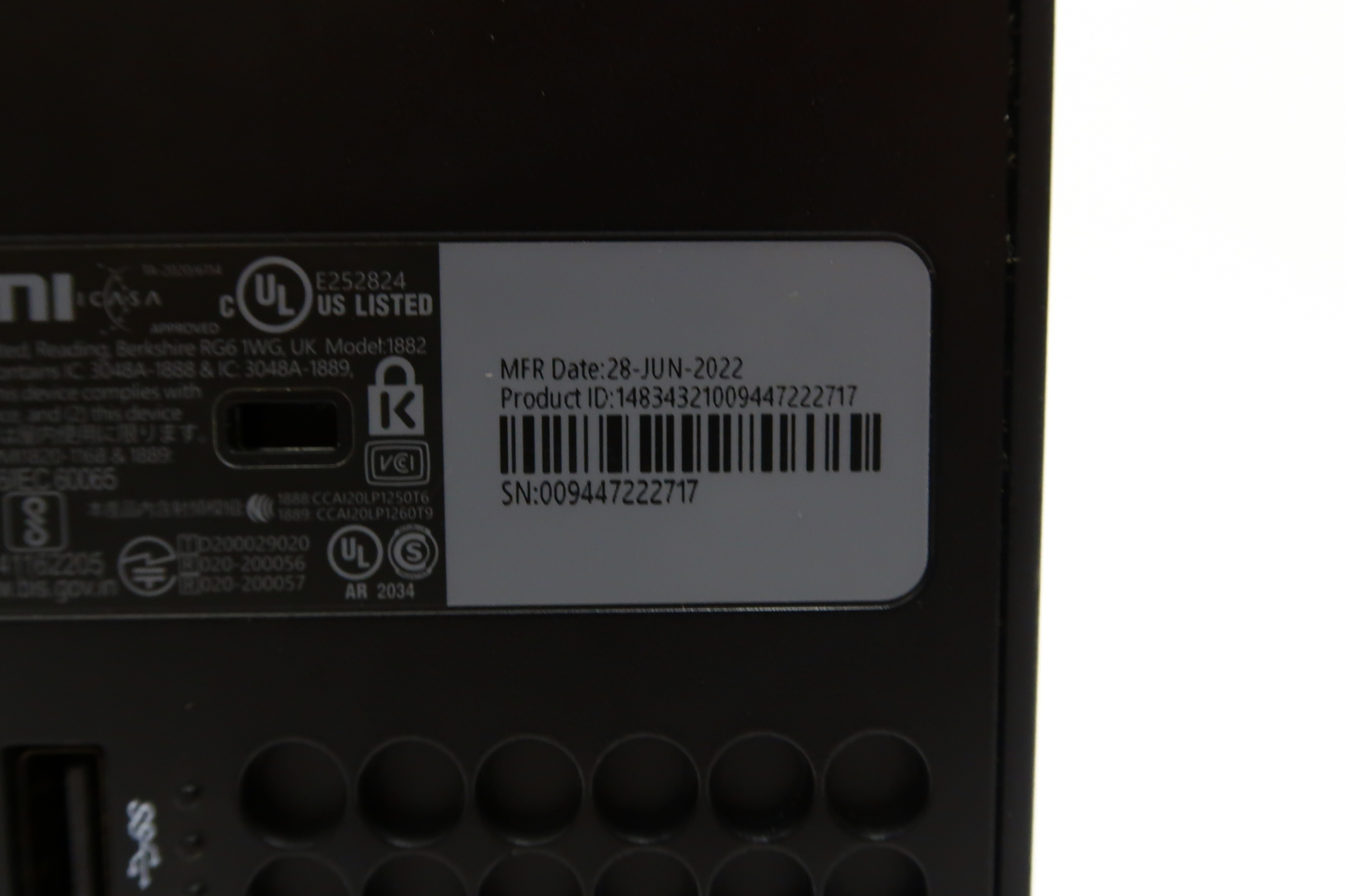 Microsoft Xbox Series X RRT-00001 1TB 4K Video Game Console - 0721