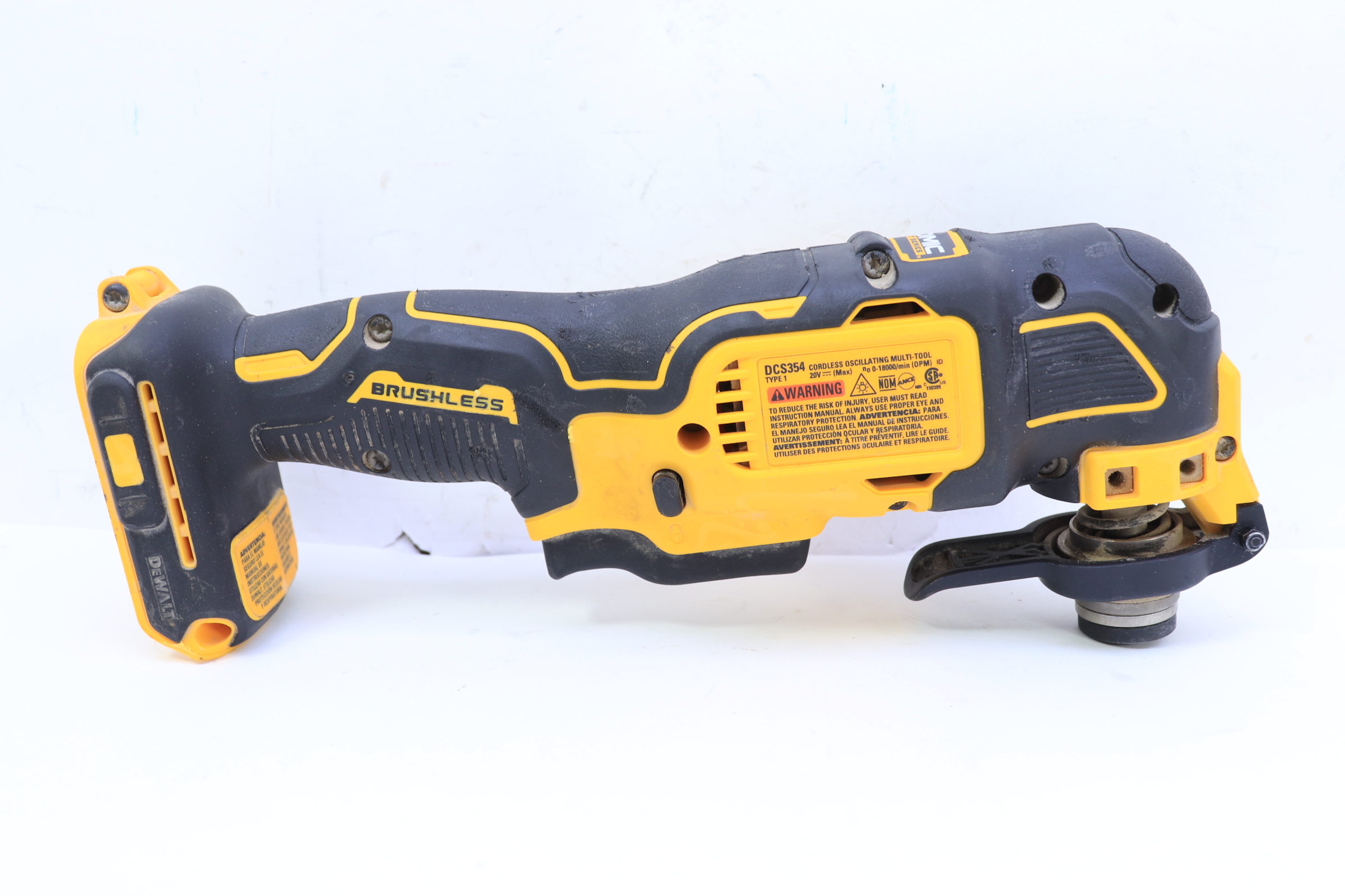 DeWalt DCS354 ATOMIC 20V MAX Cordless Brushless Oscillating Multi-Tool