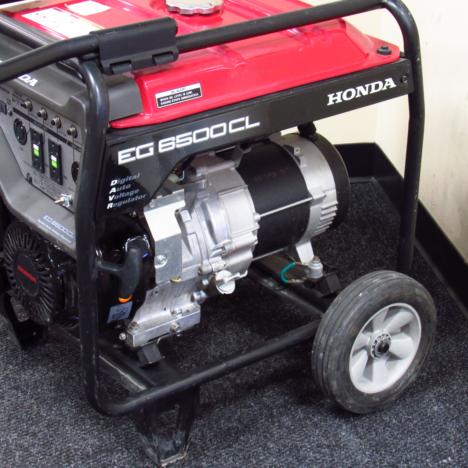 Honda EG6500CL 5500W Rated 6500W Max Gas-Powered Generator - Local Pick ...