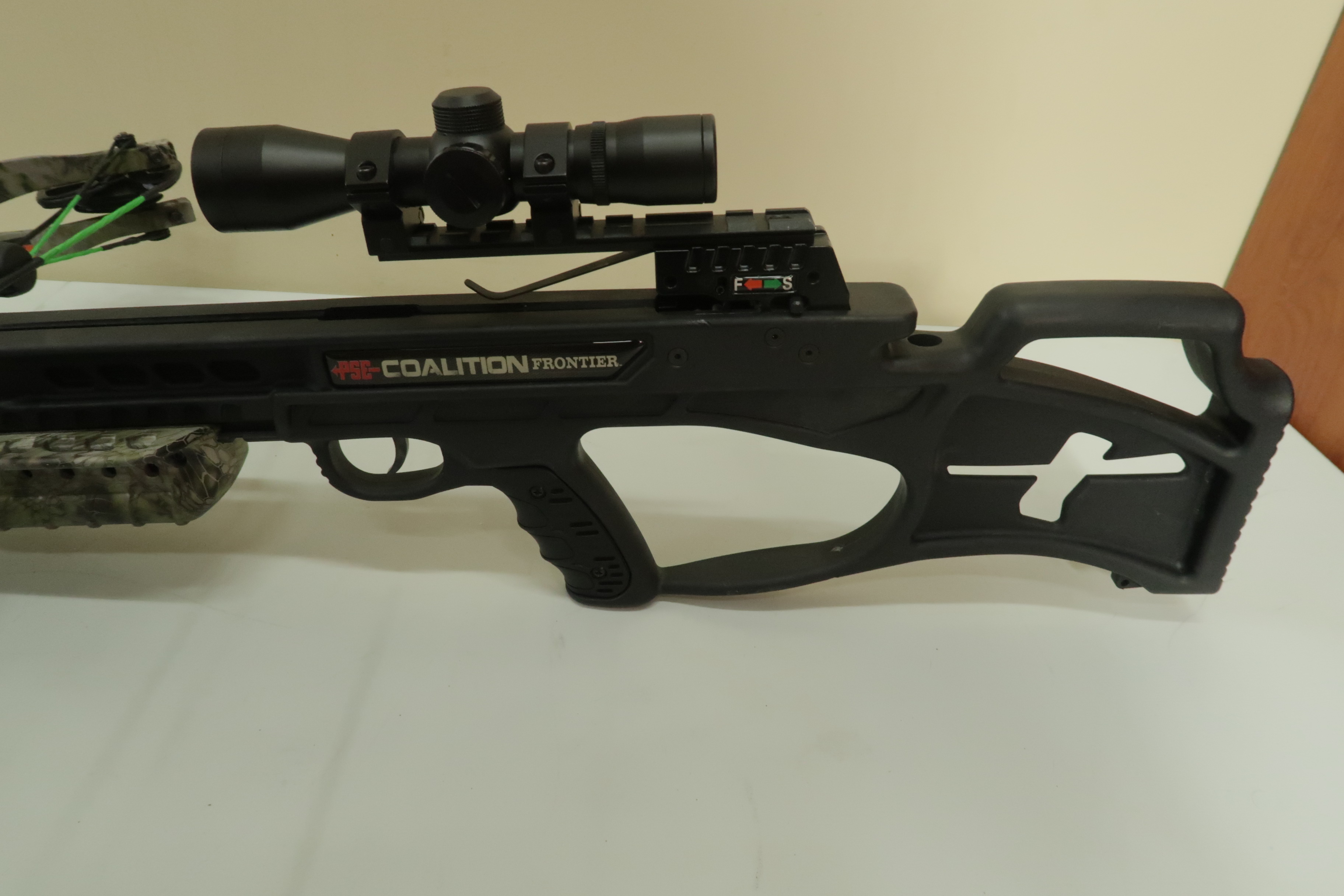 PSE Archery 01318KA Coalition Frontier 380 Feet Per Second Crossbow