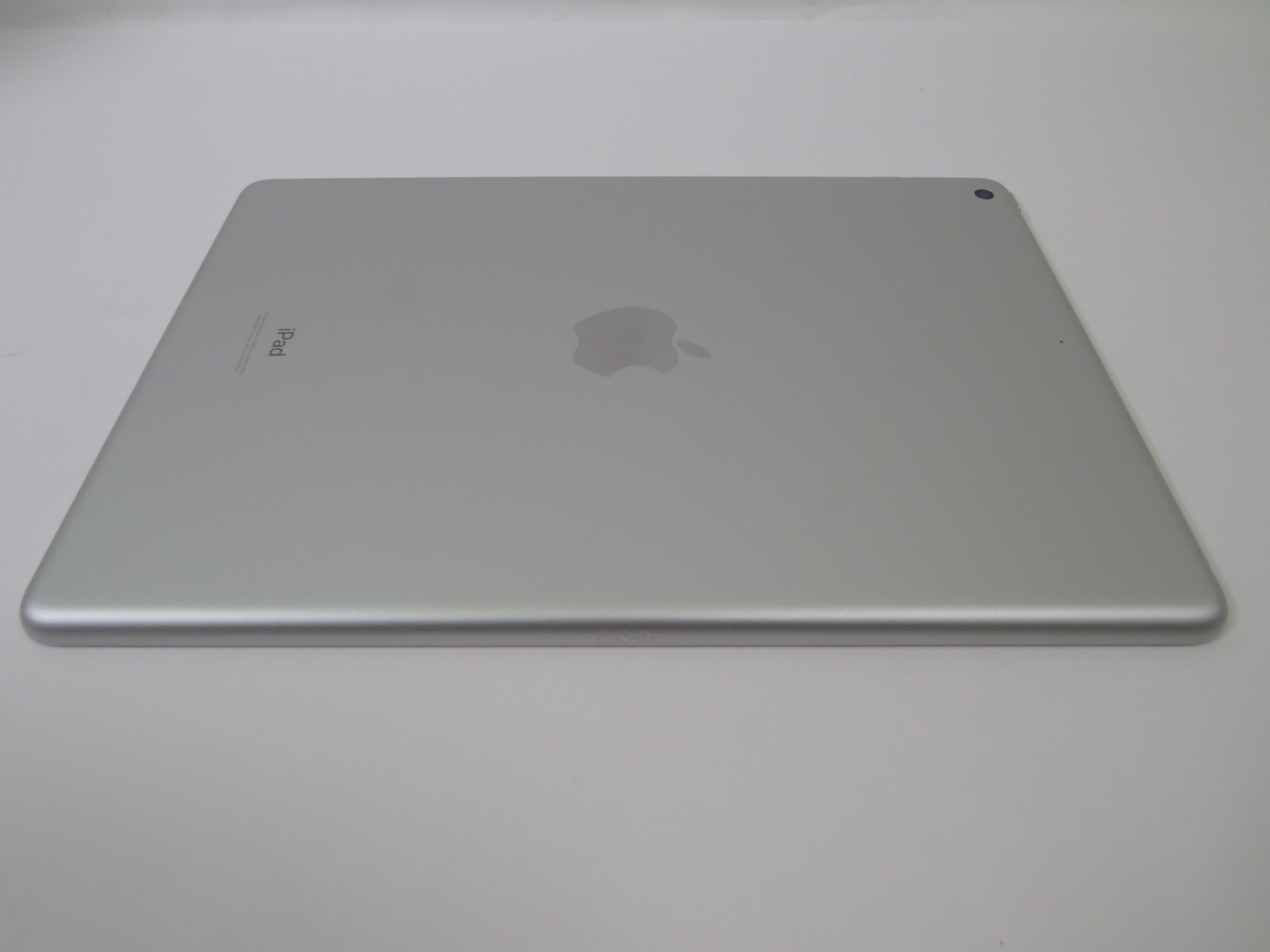 Apple A2602 iPad 9th Gen 10.2" 64GB Tablet