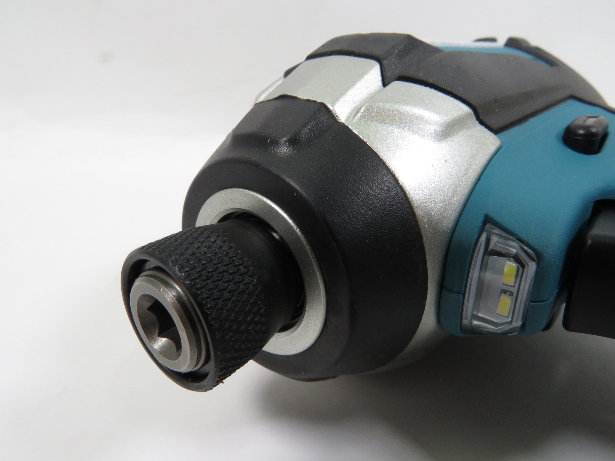 Makita XDT13 18V LXT 1/4" Brushless Cordless Impact Driver