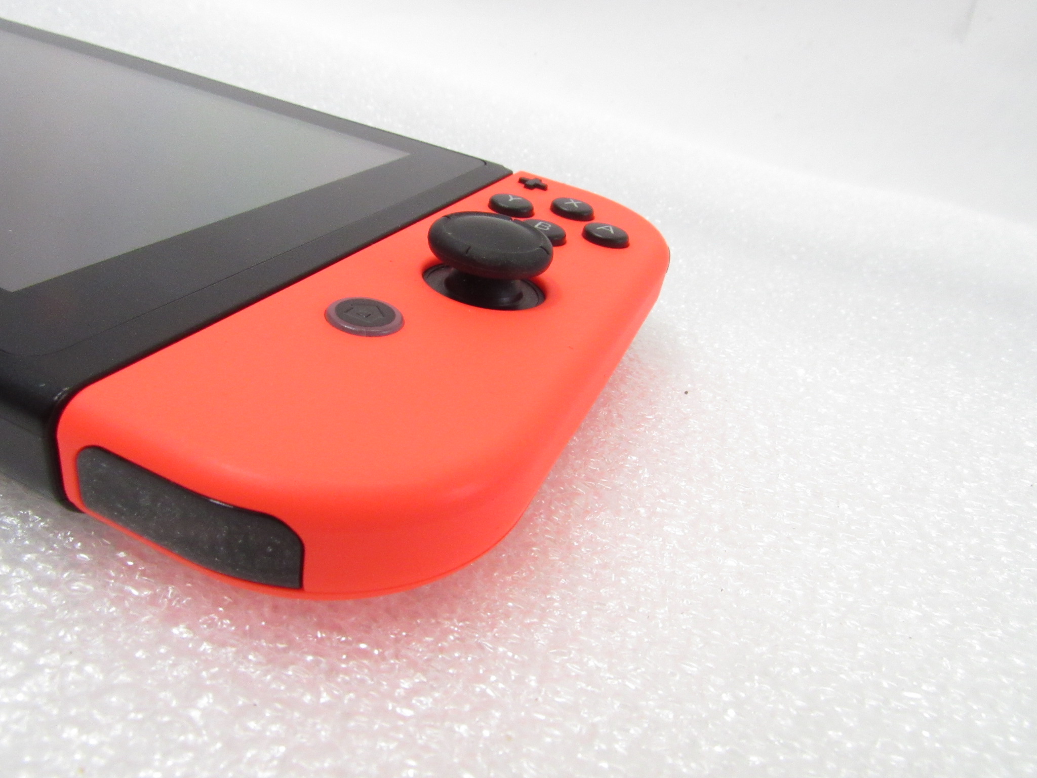 Nintendo HAC-001 Switch Red Blue Joy Cons 32GB Console 37876