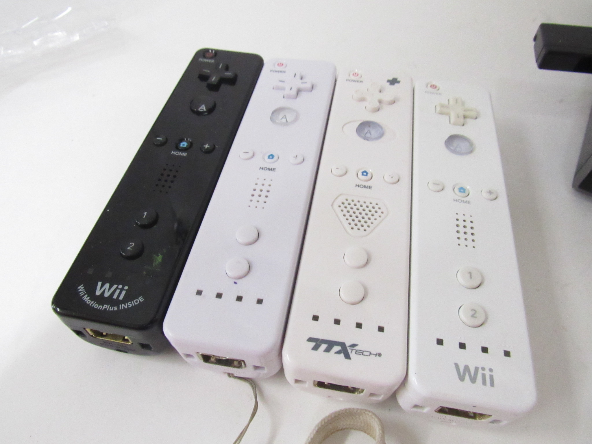 Nintendo Wii RVL-101 512MB Black Body Home Video Gaming Console 5085