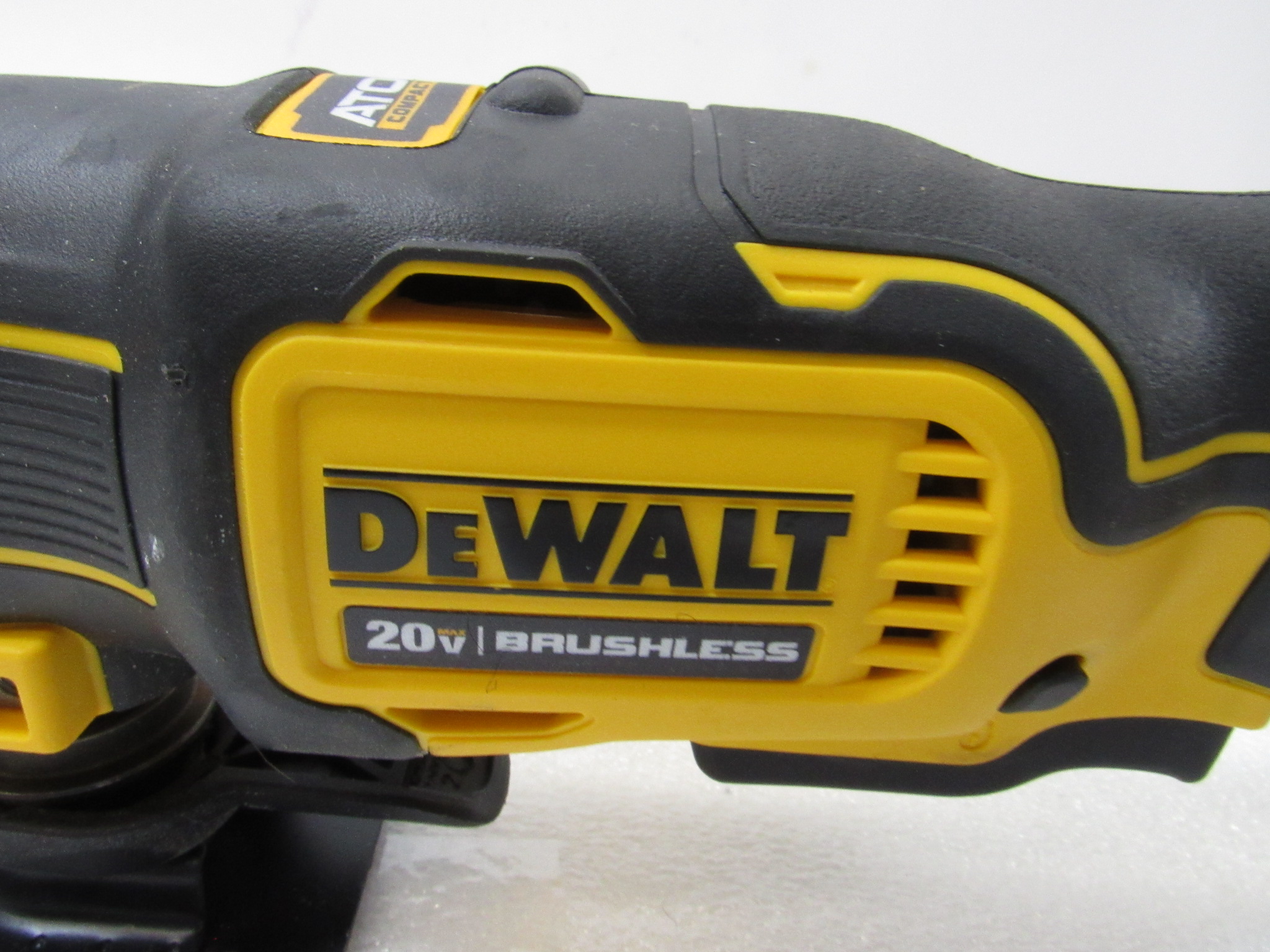 DeWalt DCS354 ATOMIC 20V MAX Cordless Brushless Oscillating Multi Tool