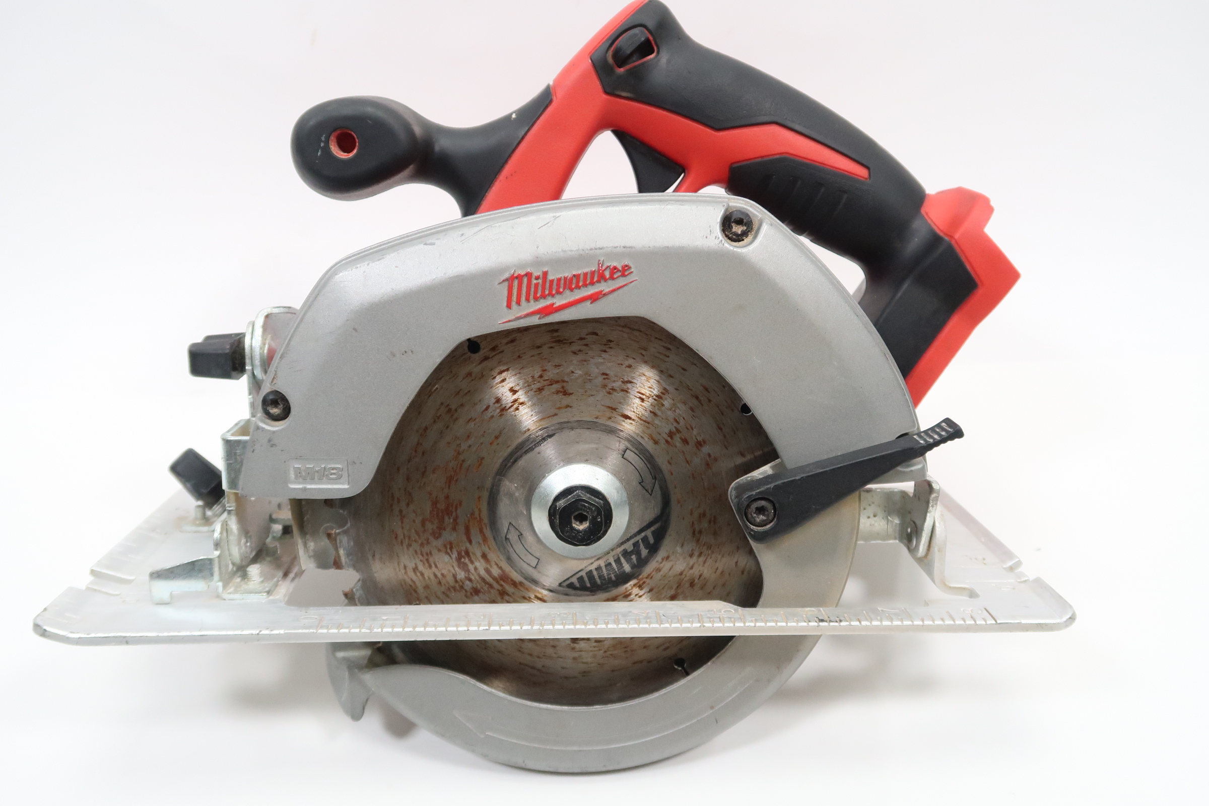 Milwaukee 2630-20 18V Lithium-Ion Cordless 6-1/2 in. Circular Saw